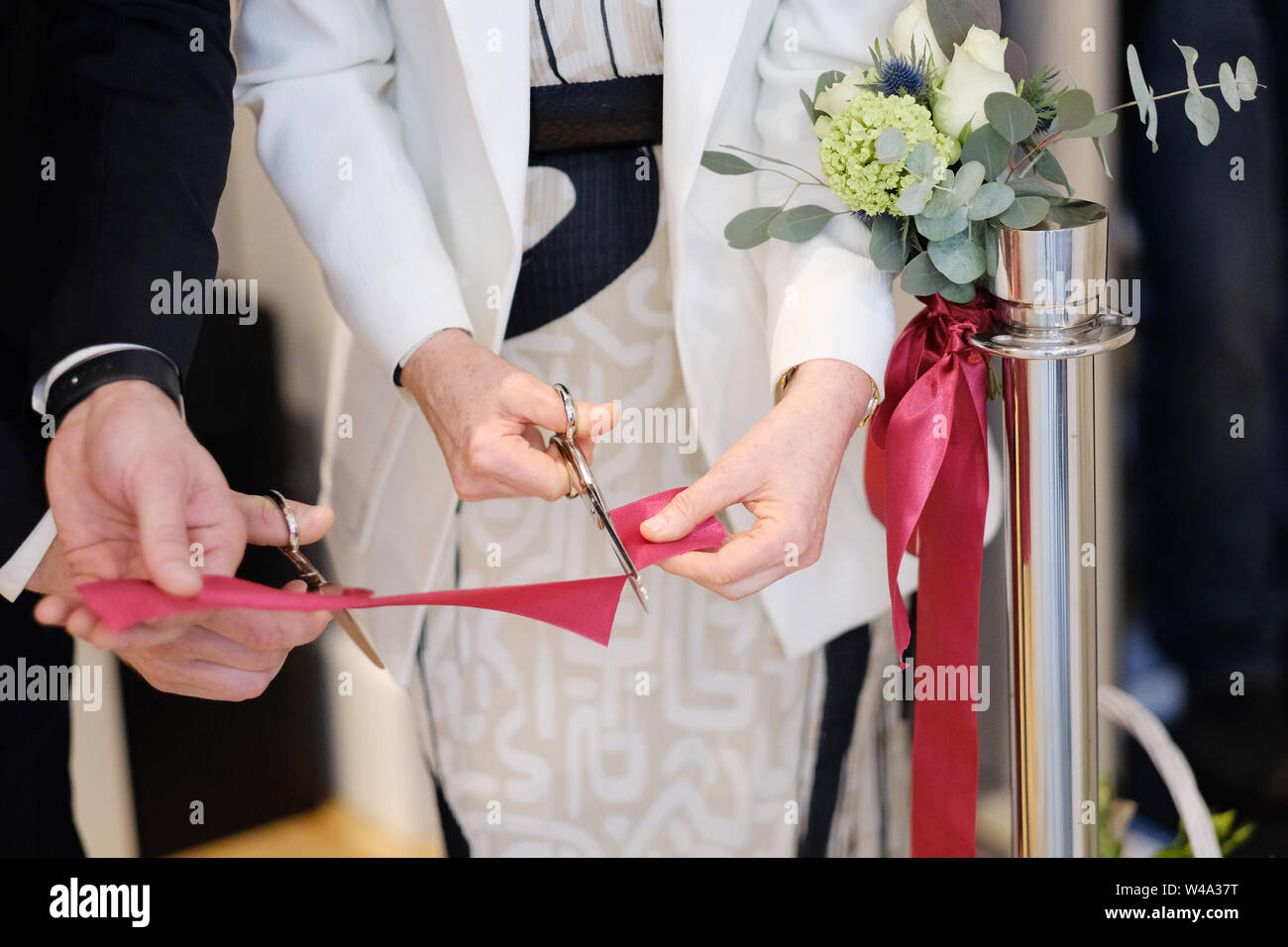 Solemn opening ceremony of a new shopping center Stock Photo - Alamy