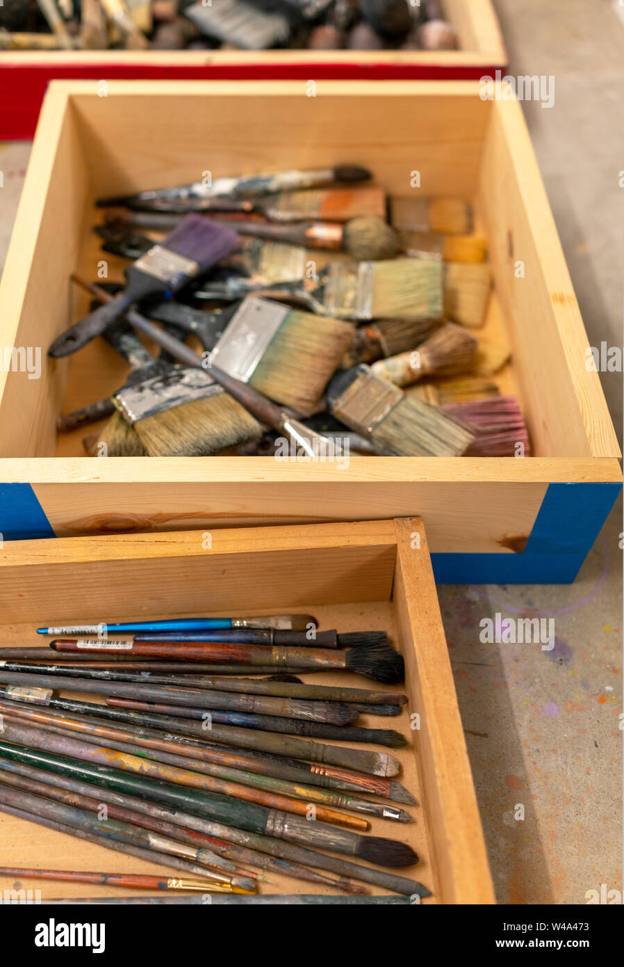 artist studio tools Stock Photo - Alamy