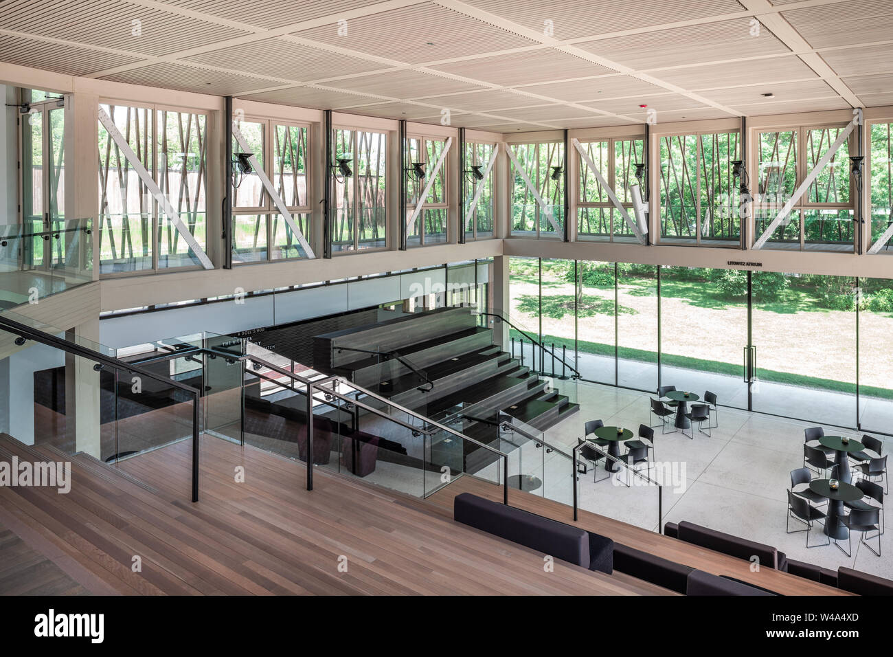 Auditorium theatre chicago hi-res stock photography and images - Alamy