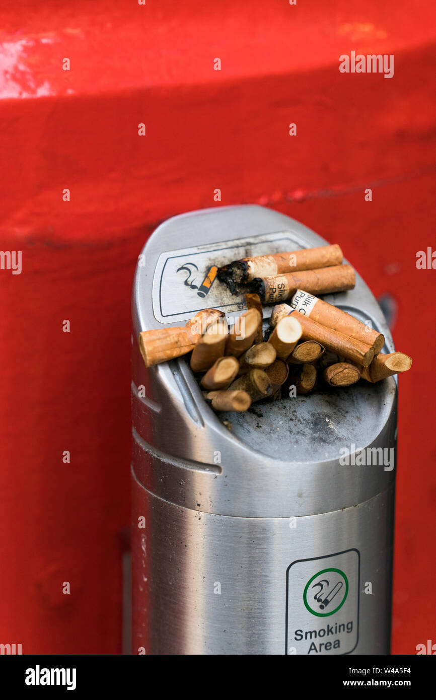 Cigar Labels High Resolution Stock Photography and Images - Alamy