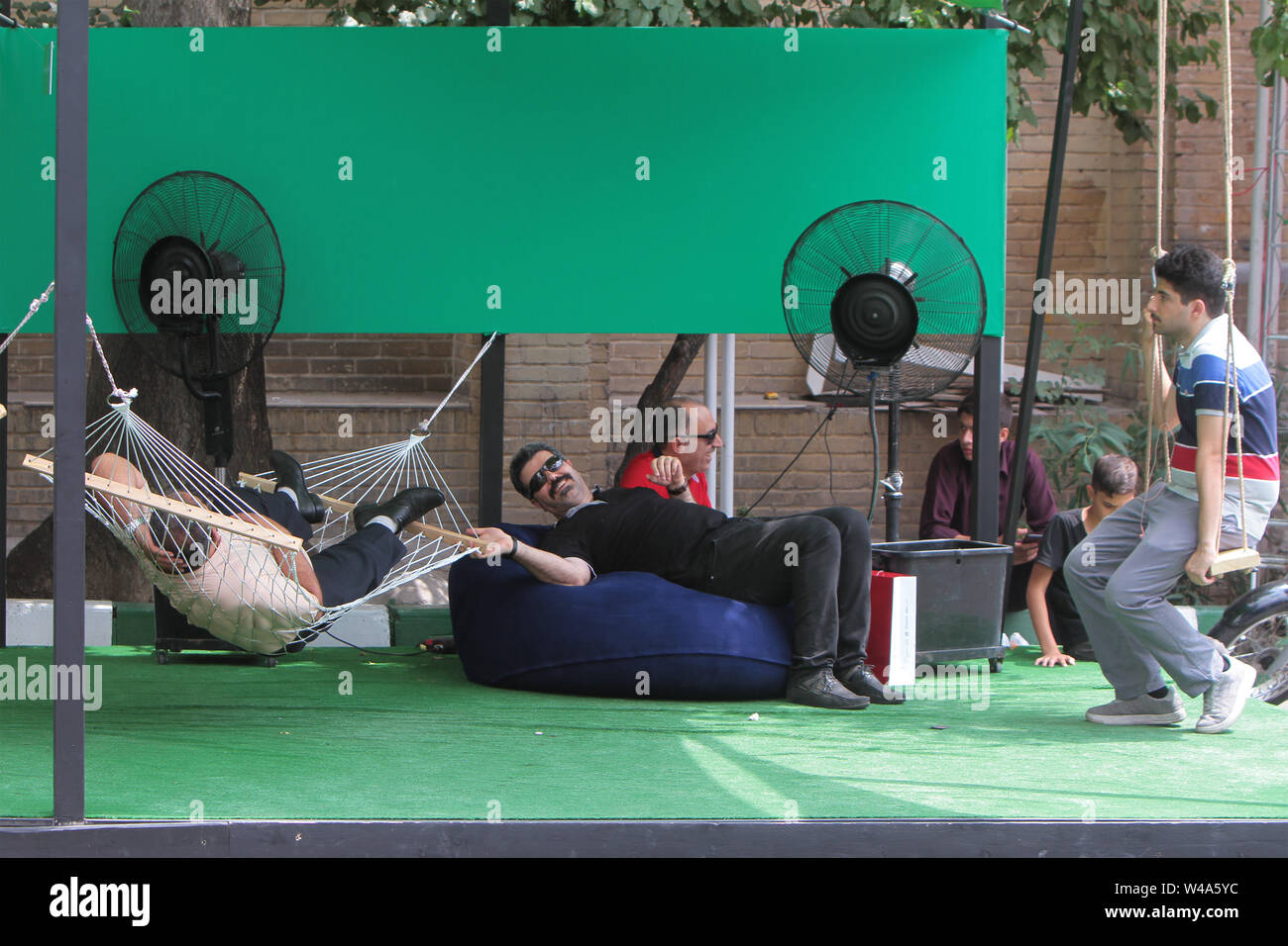 Girl iran computer hi-res stock photography and images - Alamy