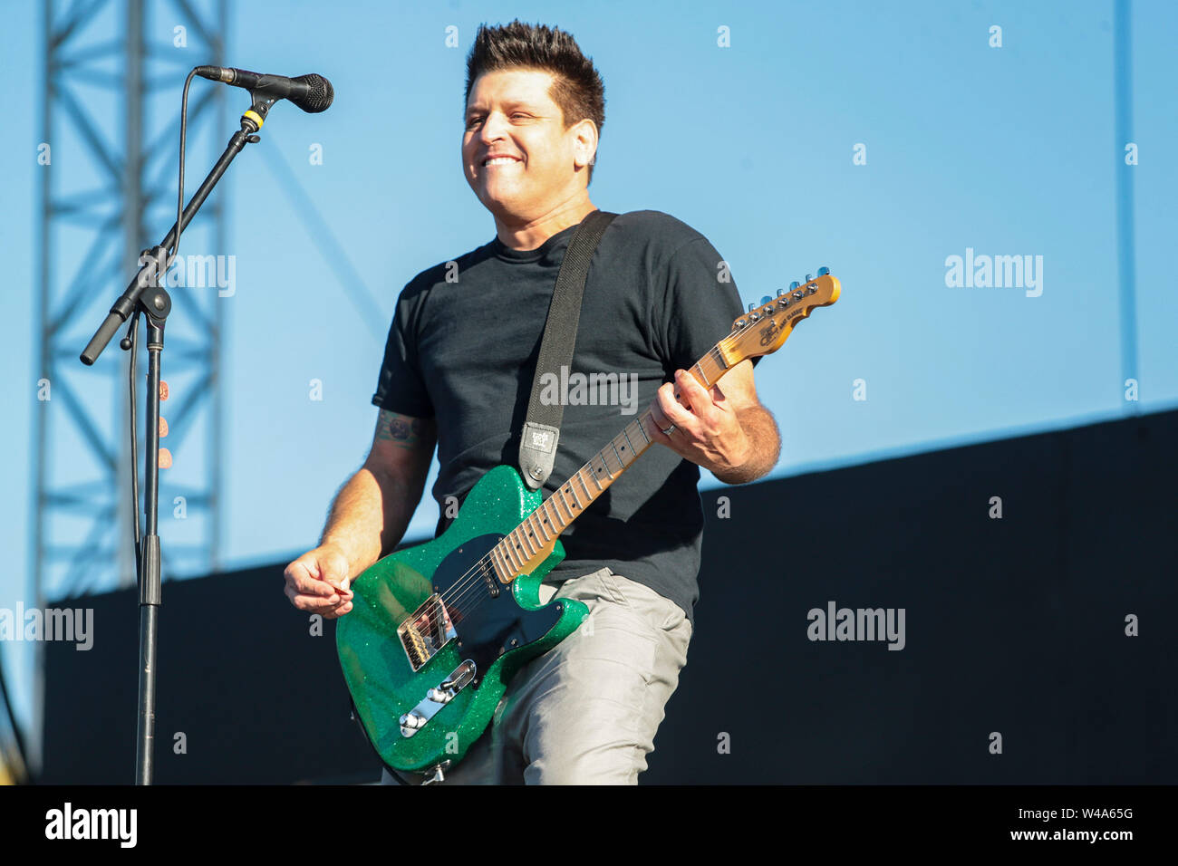 Chris demakes hi-res stock photography and images - Alamy