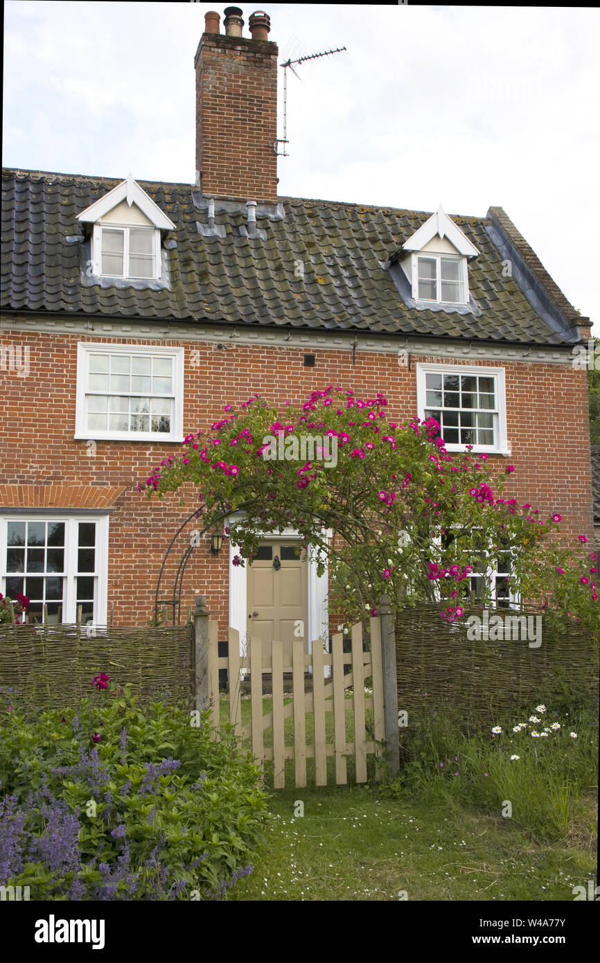 Double fronted house next to the church hi-res stock photography and ...