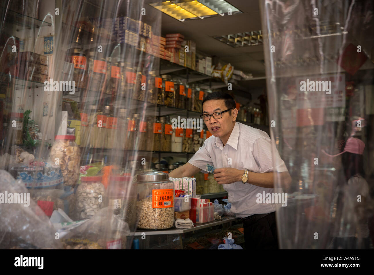 Traditional herbs store in Hong Kong Central Stock Photo - Alamy