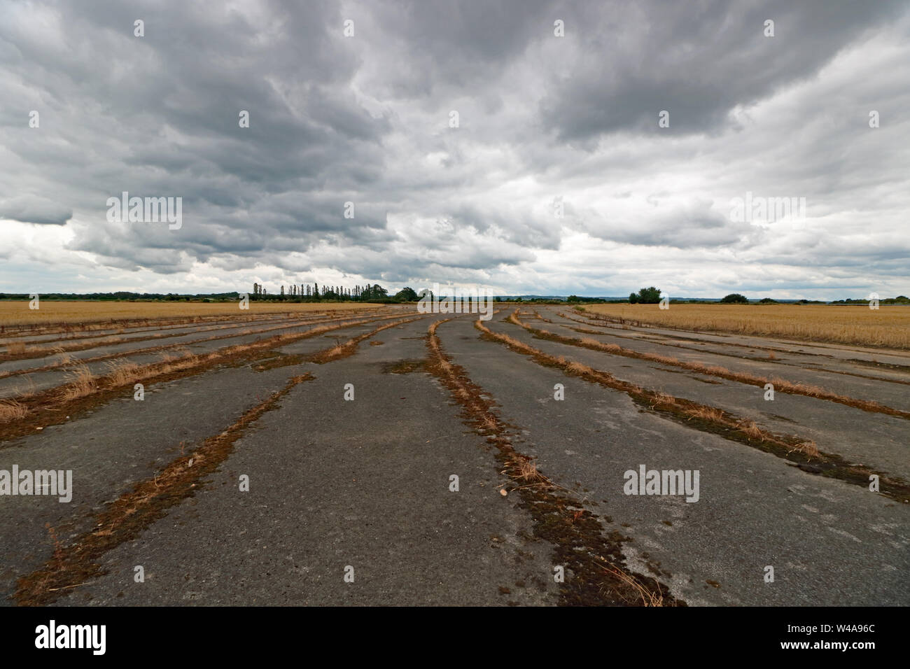 Wisley Airfield Surrey High Resolution Stock Photography and Images - Alamy