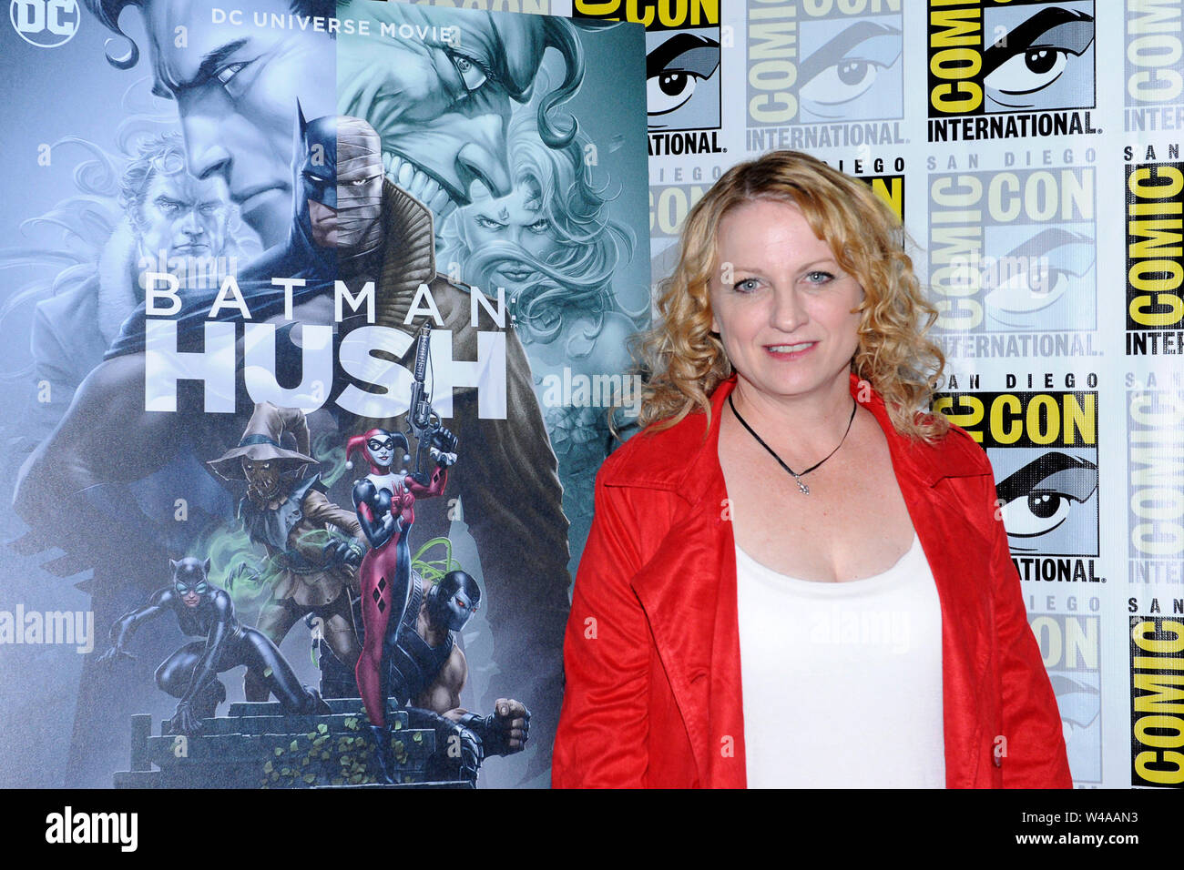 Hynden Walch at the Photocall to 'Batman: Hush' at the San Diego Comic ...