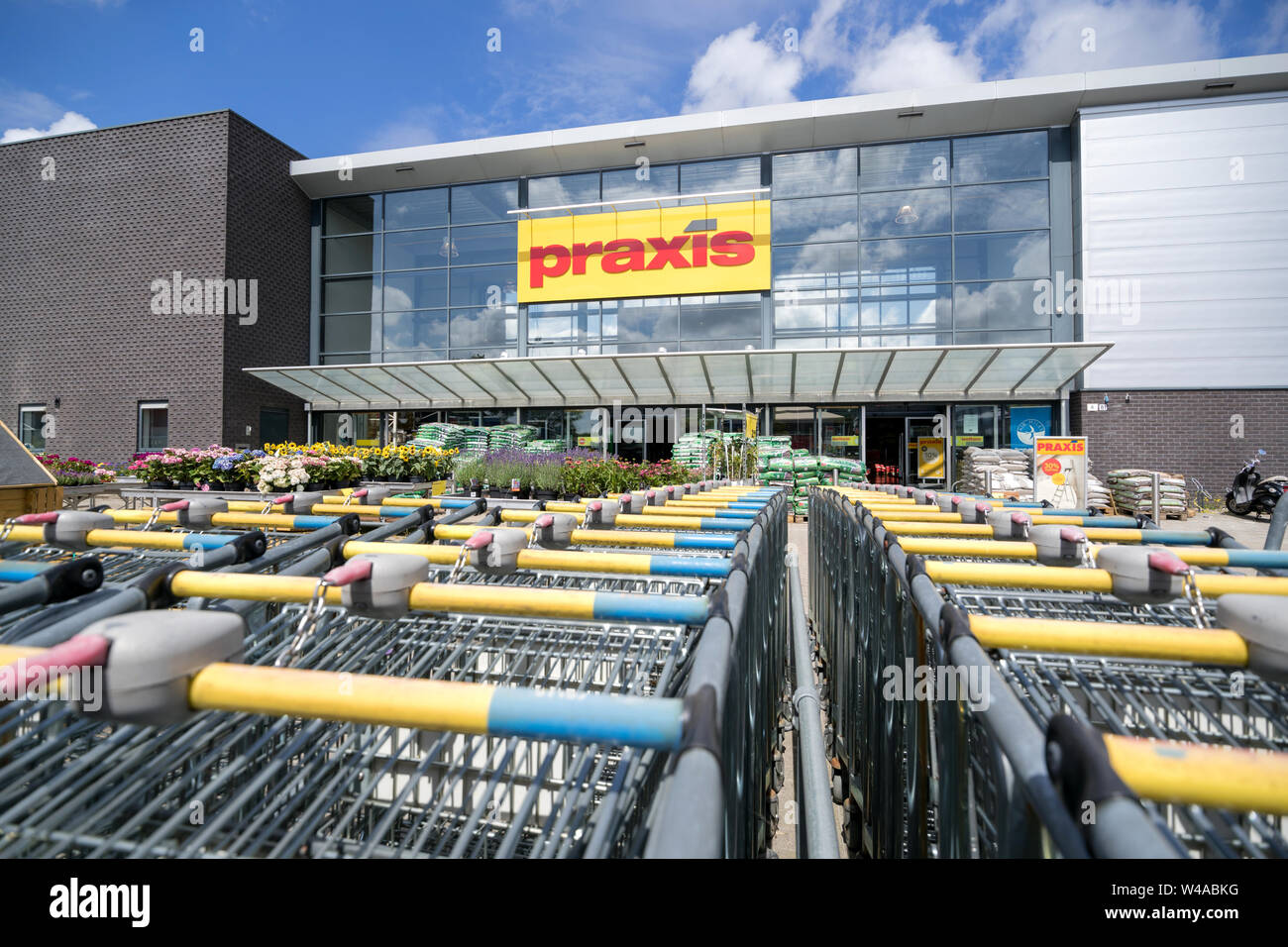 Praxis hardware store in The Hague, The Netherlands. Praxis is a ...