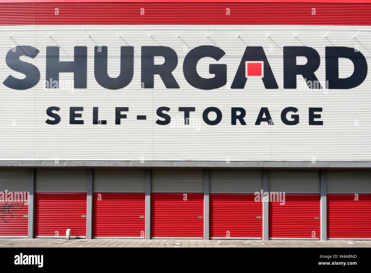 Storage facade hi-res stock photography and images - Alamy