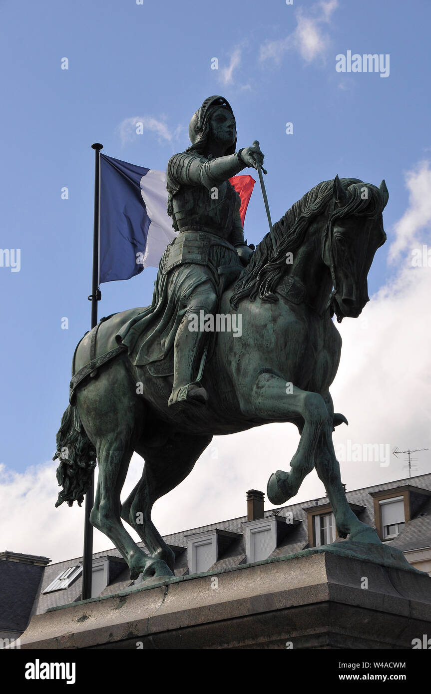 Statue of Joan of Arc, Jeanne d'Arc, Orléans, France, Europe Stock Photo - Alamy