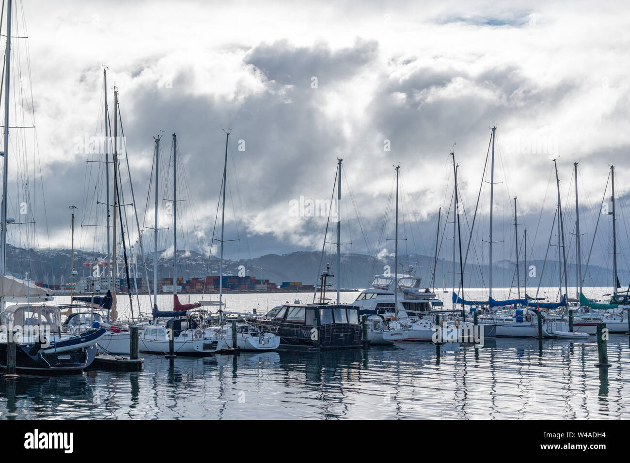 Wellington Marina in winter Stock Photo - Alamy