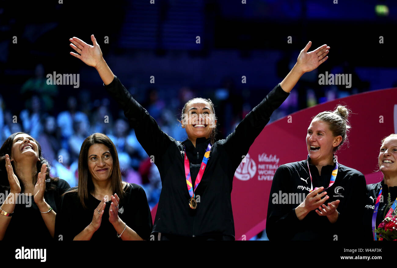 New Zealand's Maria Folau celebrates with her gold medal after winning ...