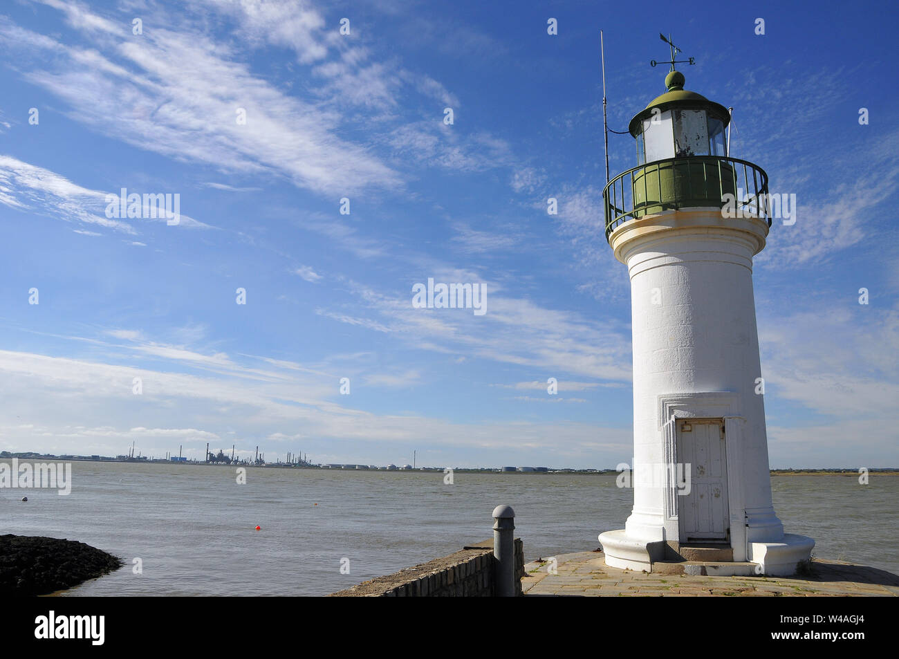 Paimboeuf hi-res stock photography and images - Alamy