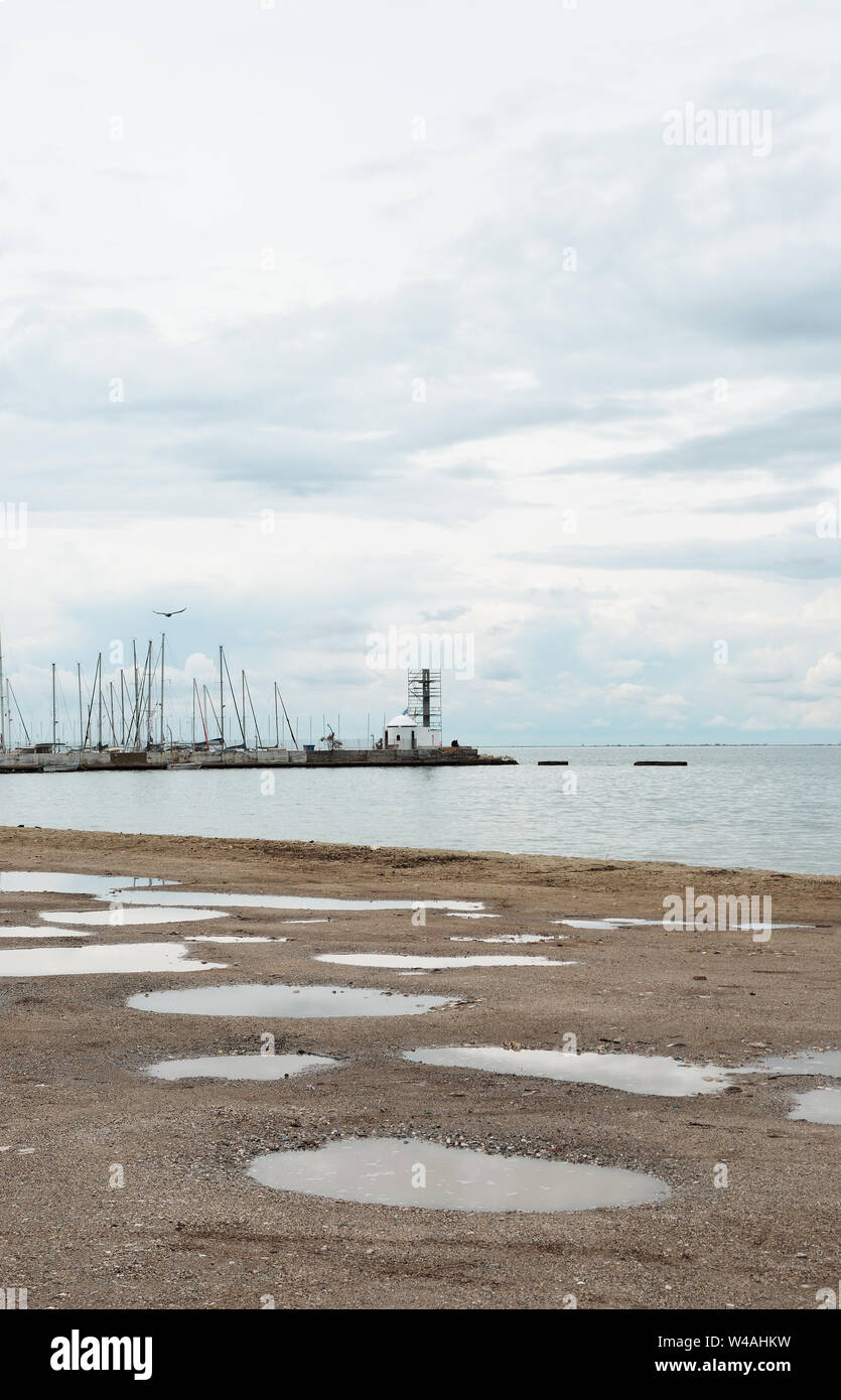 Kalamaria hi-res stock photography and images - Alamy