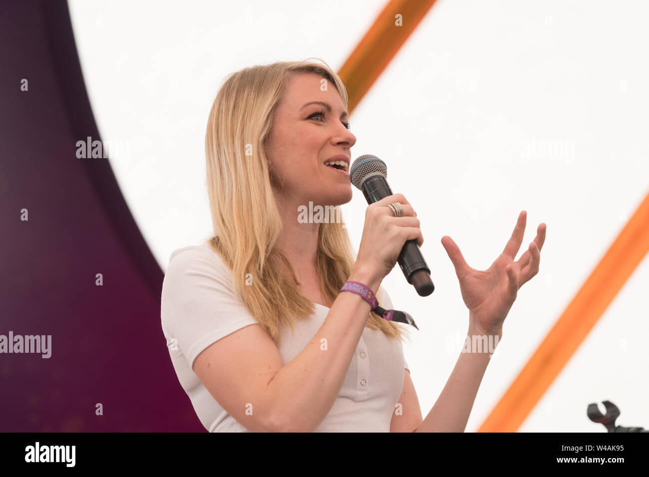 Rachel parris latitude festival hi-res stock photography and images - Alamy