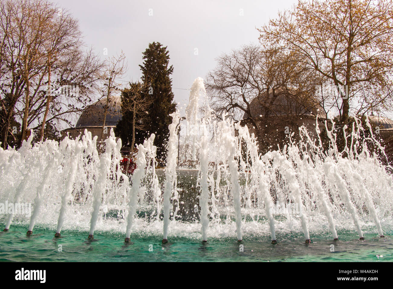 Water sprinkling in road hi-res stock photography and images - Alamy