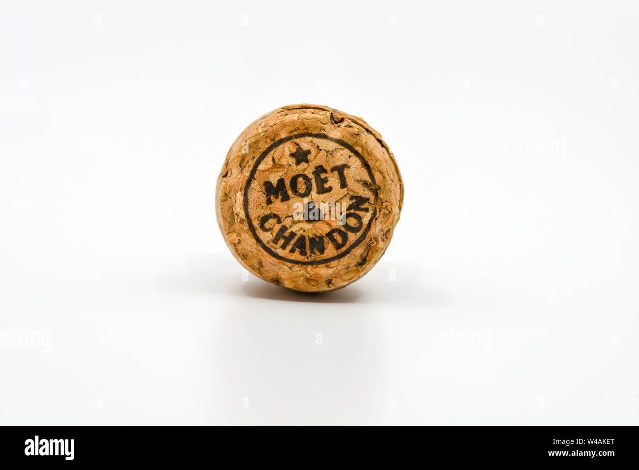 Moet logo hi-res stock photography and images - Alamy