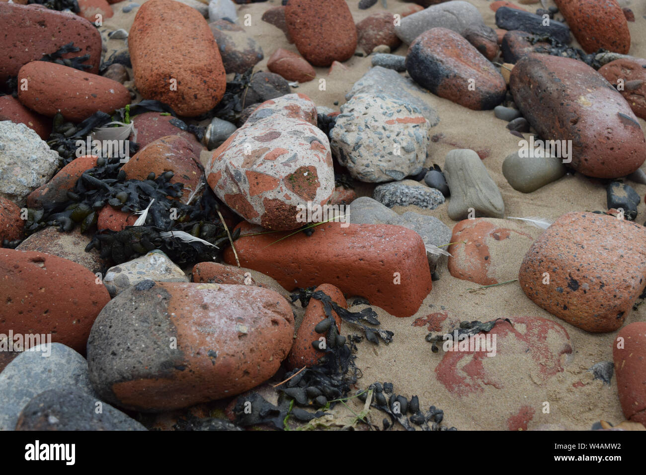 Sea worn stone hi-res stock photography and images - Alamy