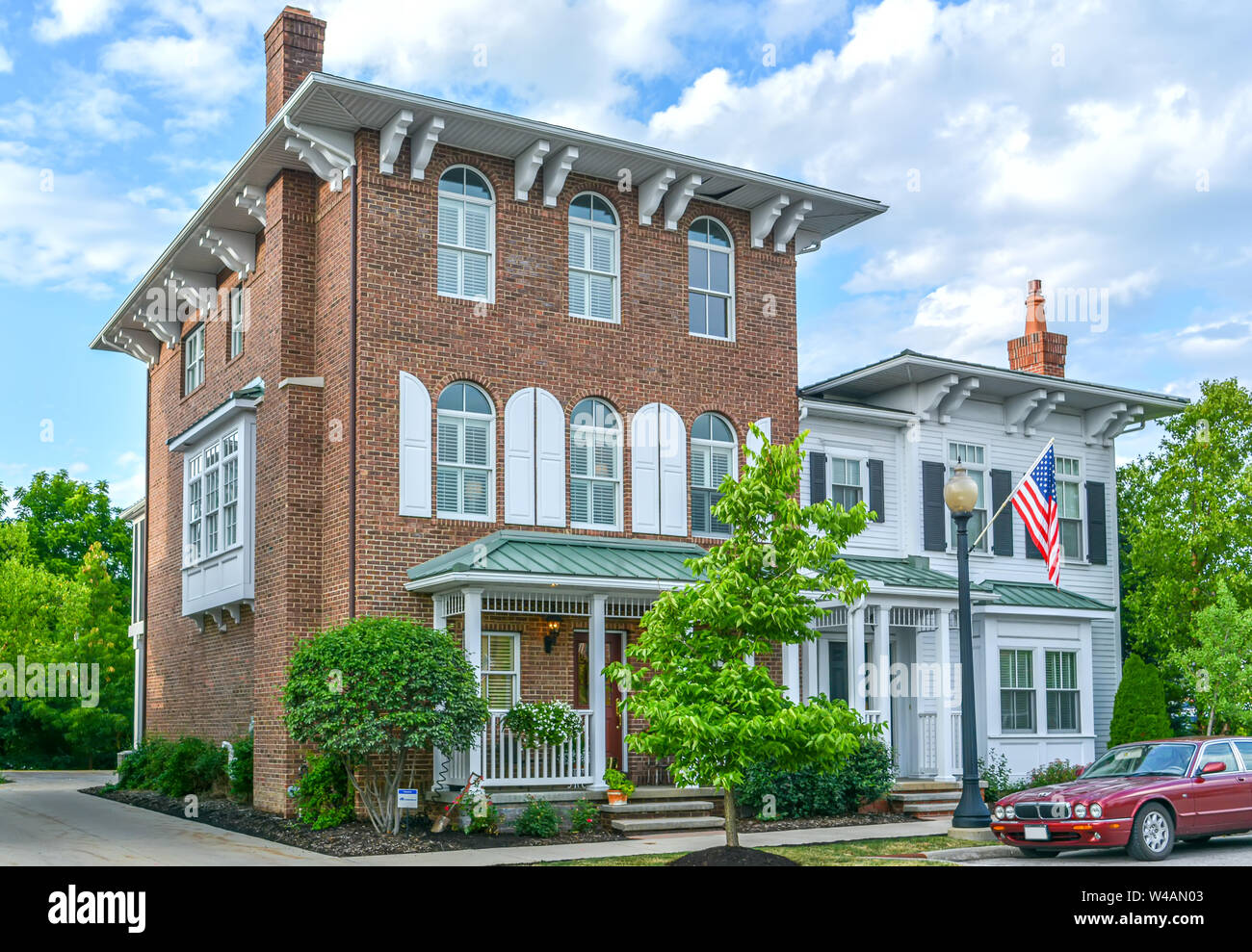 Typical American House High Resolution Stock Photography and Images - Alamy