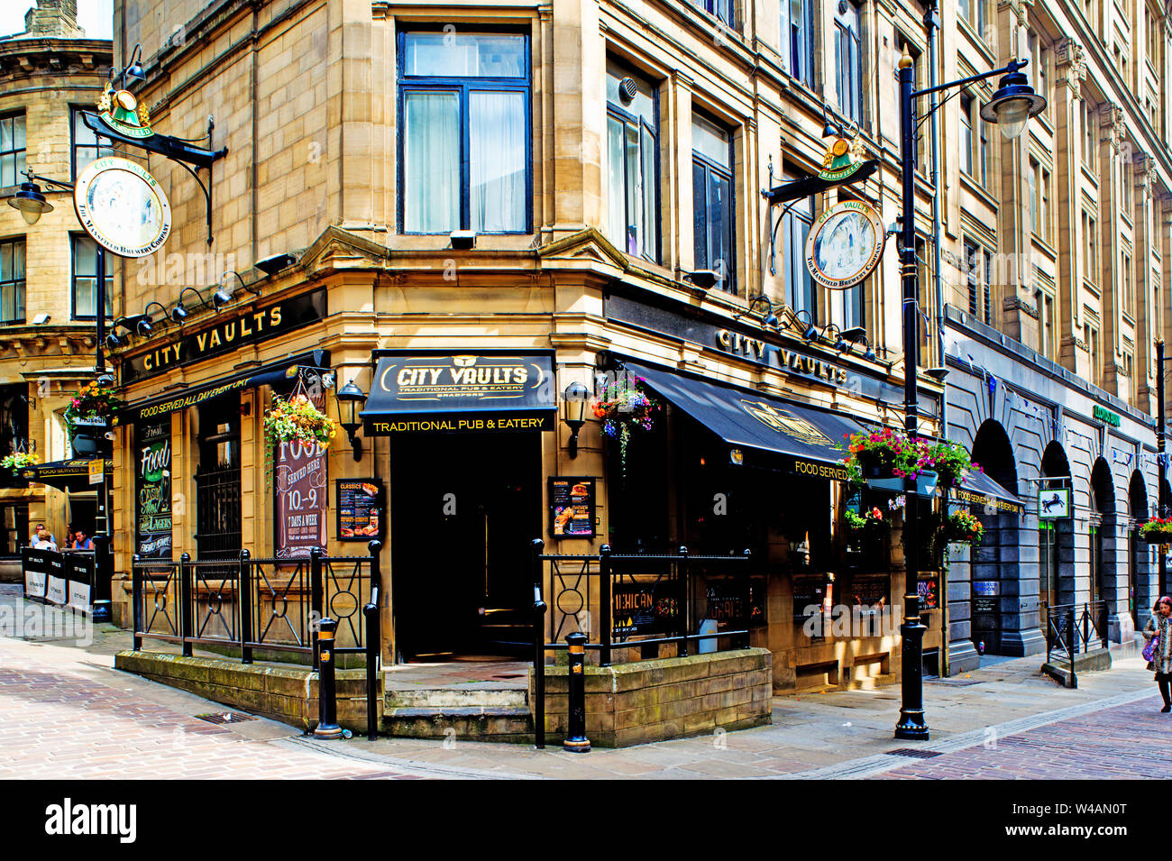 The City Vaults Pub, Bradford, England Stock Photo - Alamy