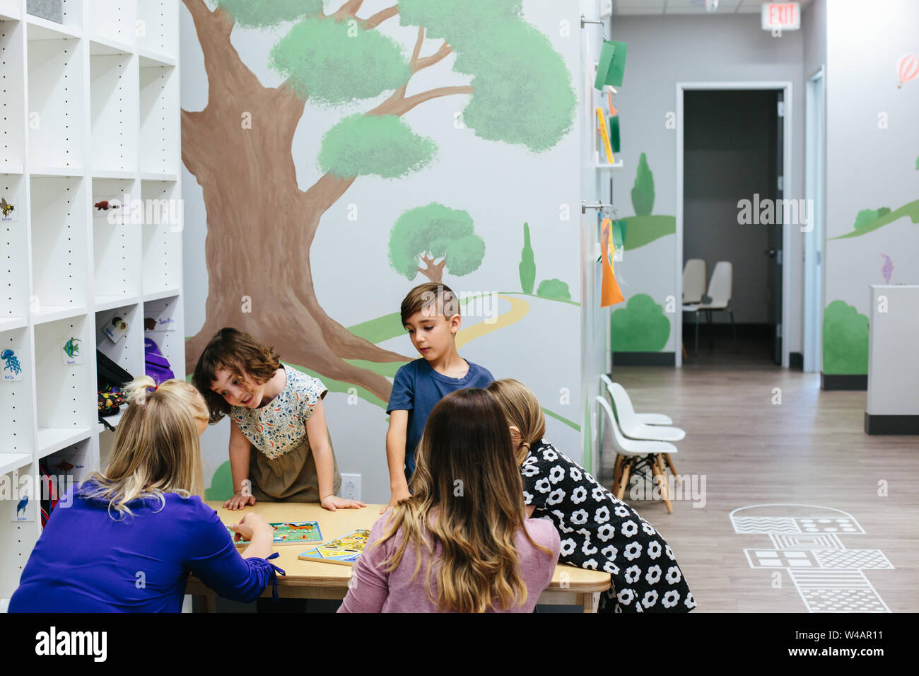 Kids puzzles hi-res stock photography and images - Alamy