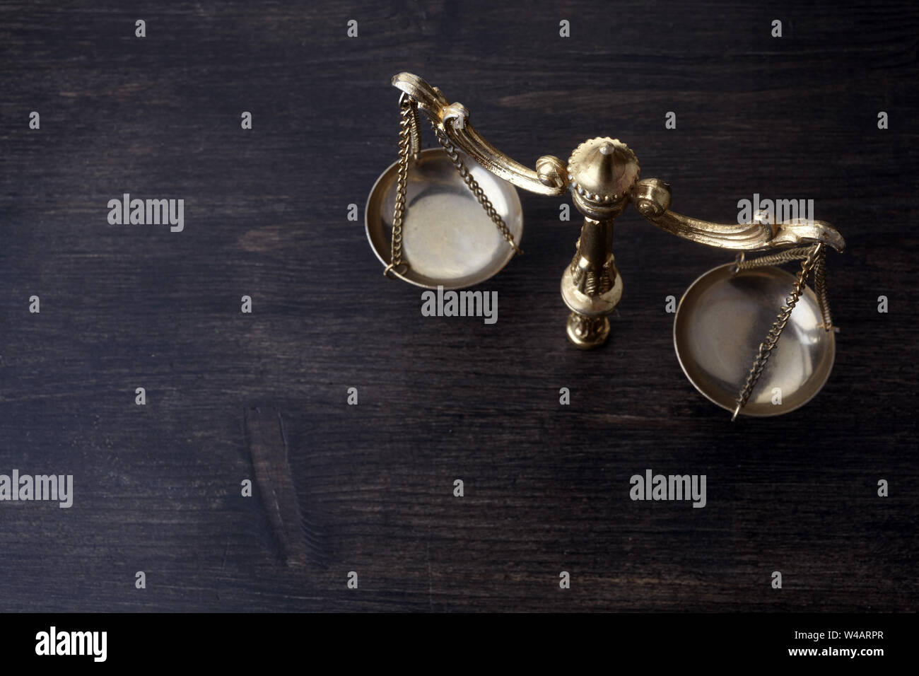 Balance scale hi-res stock photography and images - Alamy