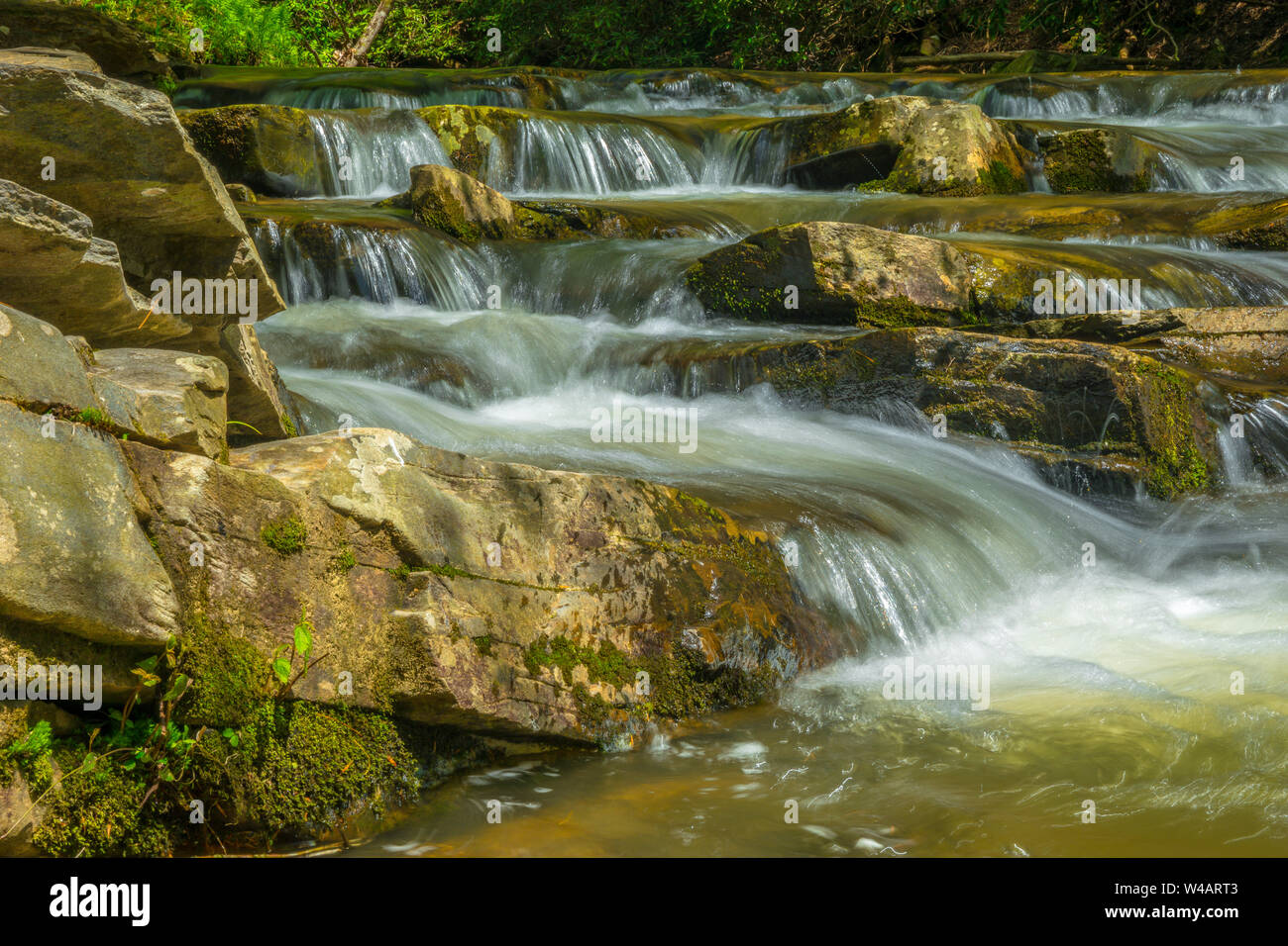 Staggered water hi-res stock photography and images - Alamy