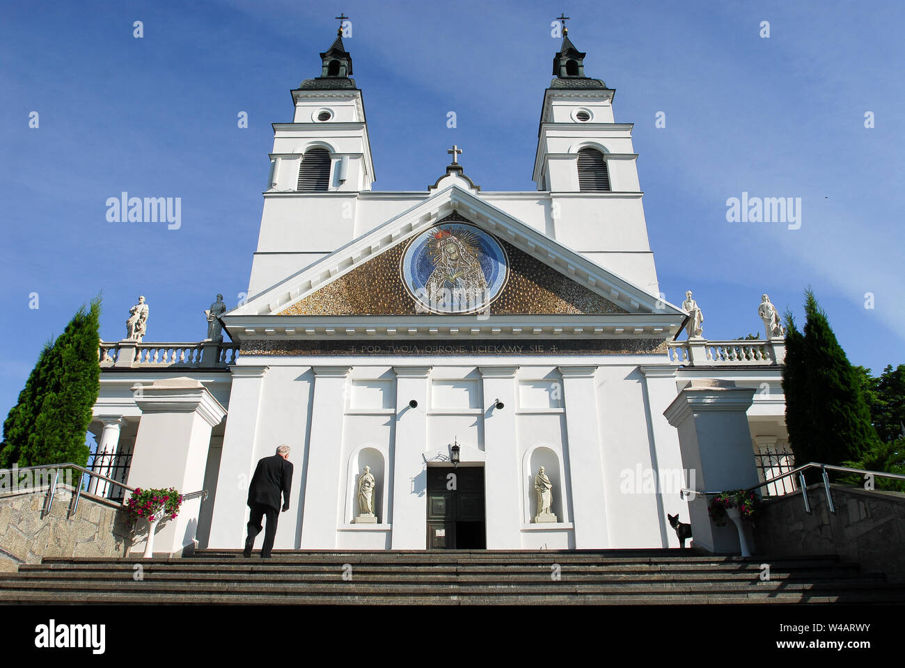 Neoclassical church hi-res stock photography and images - Alamy
