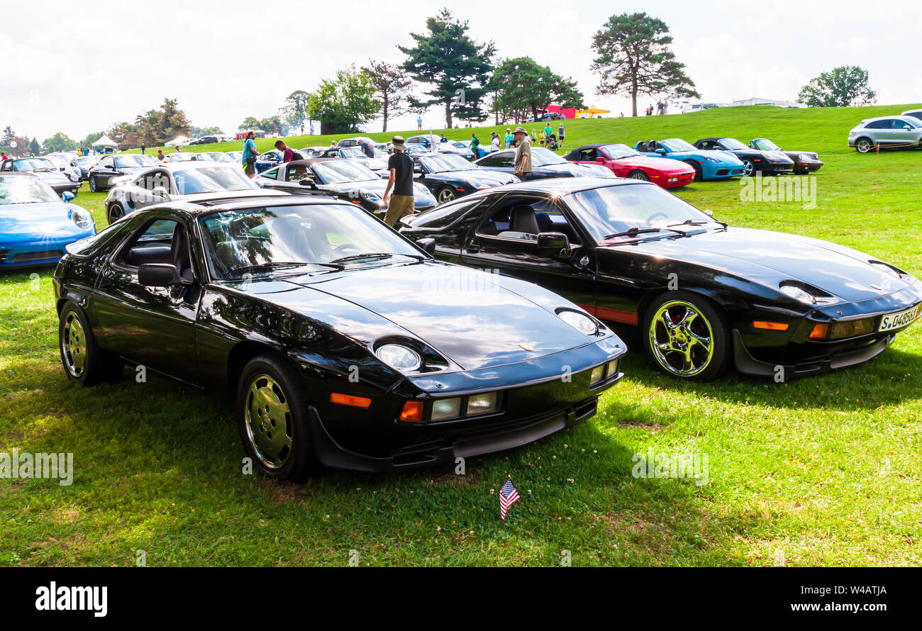 Different year Porsche cars lined up at the Pittsburgh Gran Prix ...