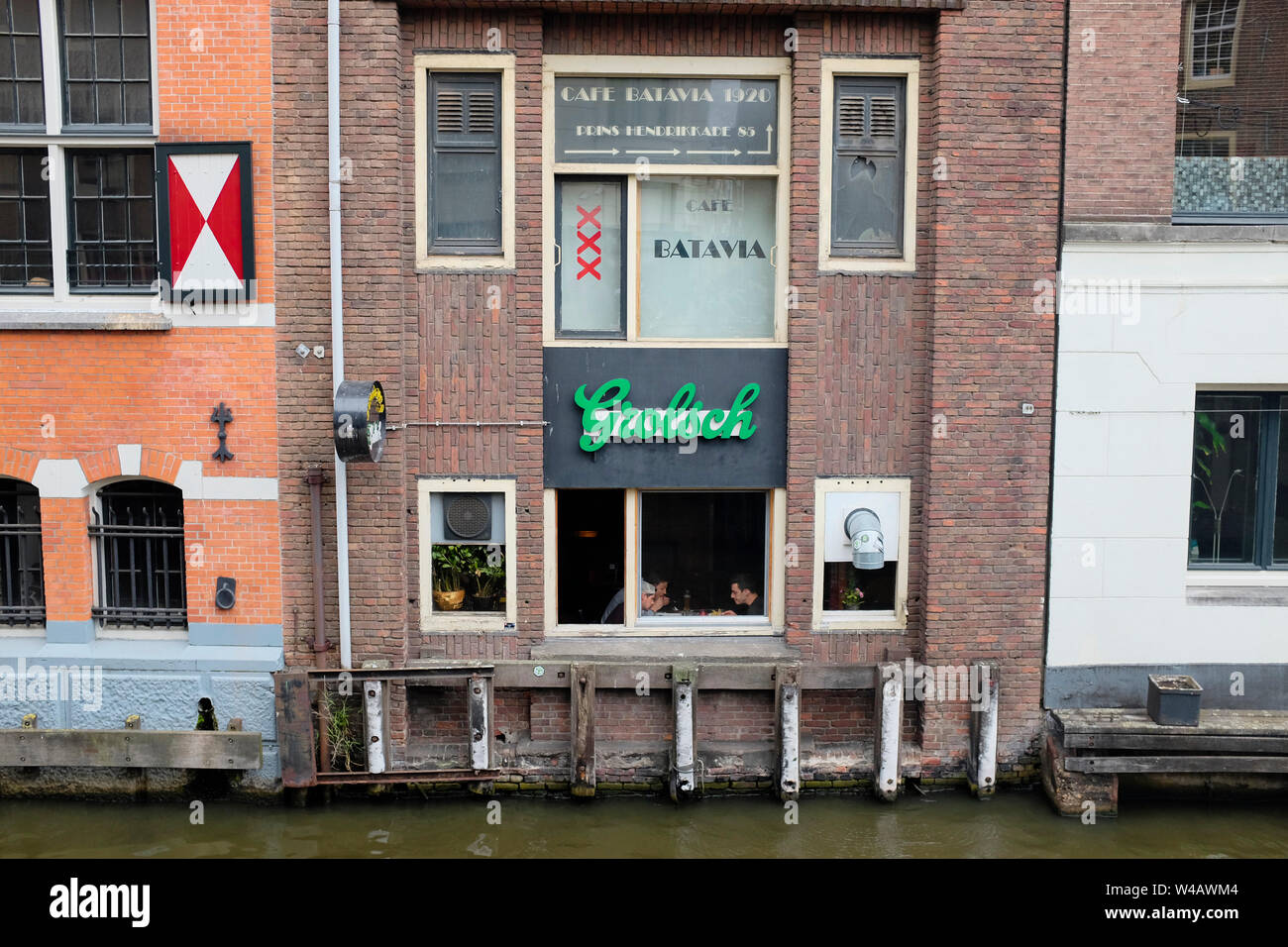 Verf en vernis fabriek hi-res stock photography and images - Alamy