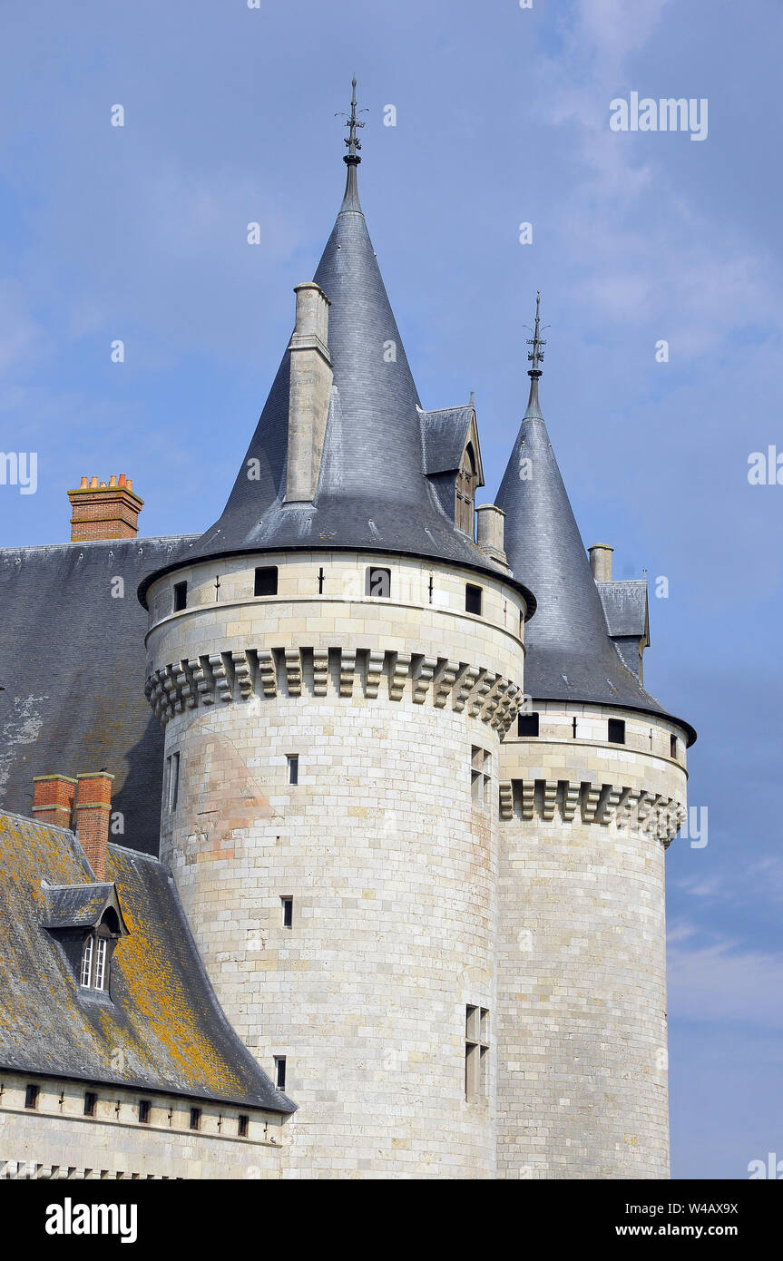 Château de Sully-sur-Loire, Sully-sur-Loire, France, Europe Stock Photo ...