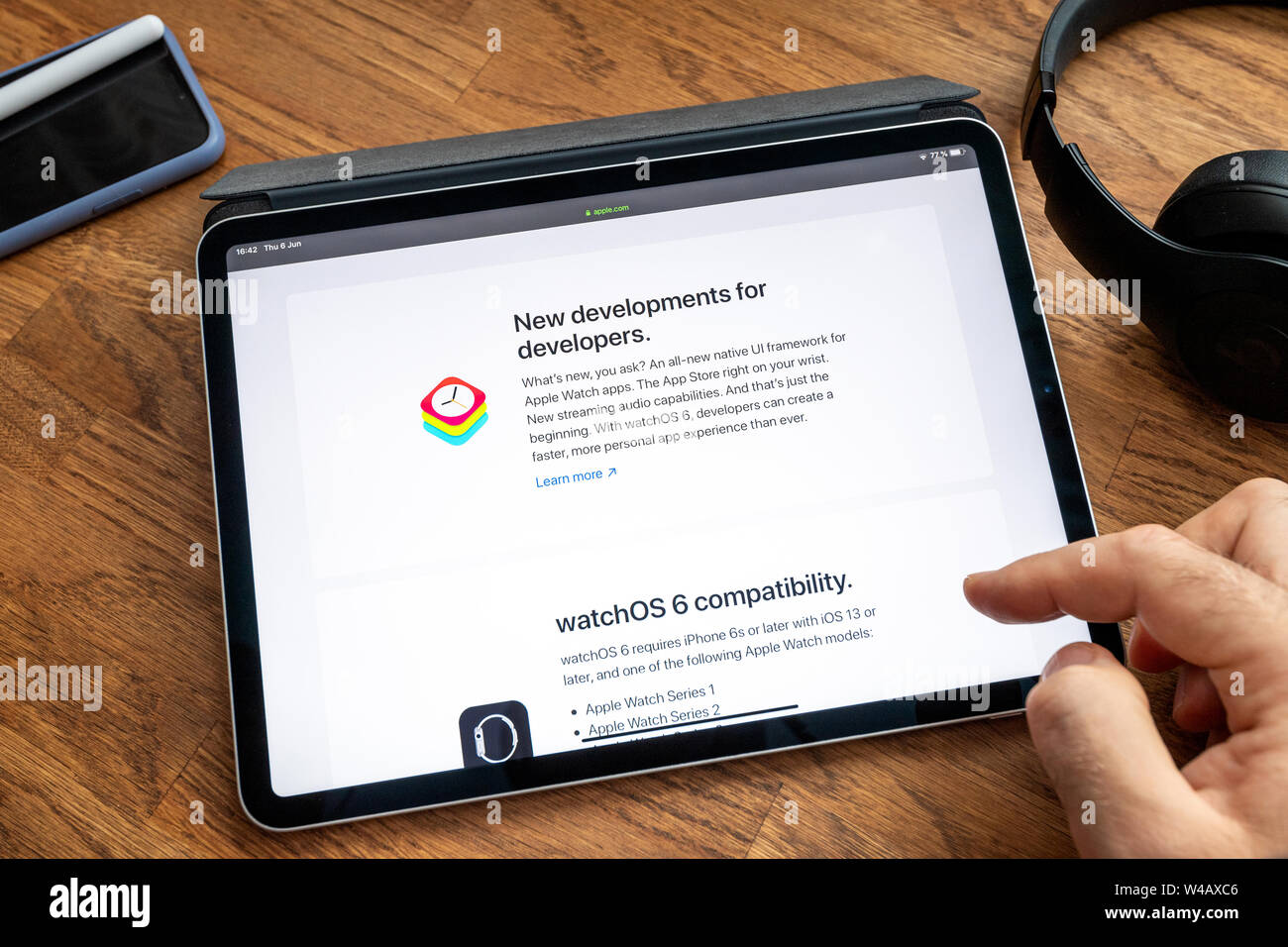 Apple framework hi-res stock photography and images - Alamy