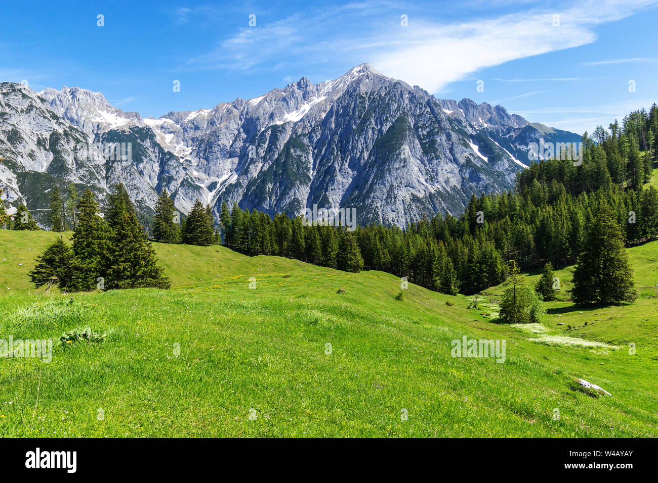 Austrian landscape hi-res stock photography and images - Alamy