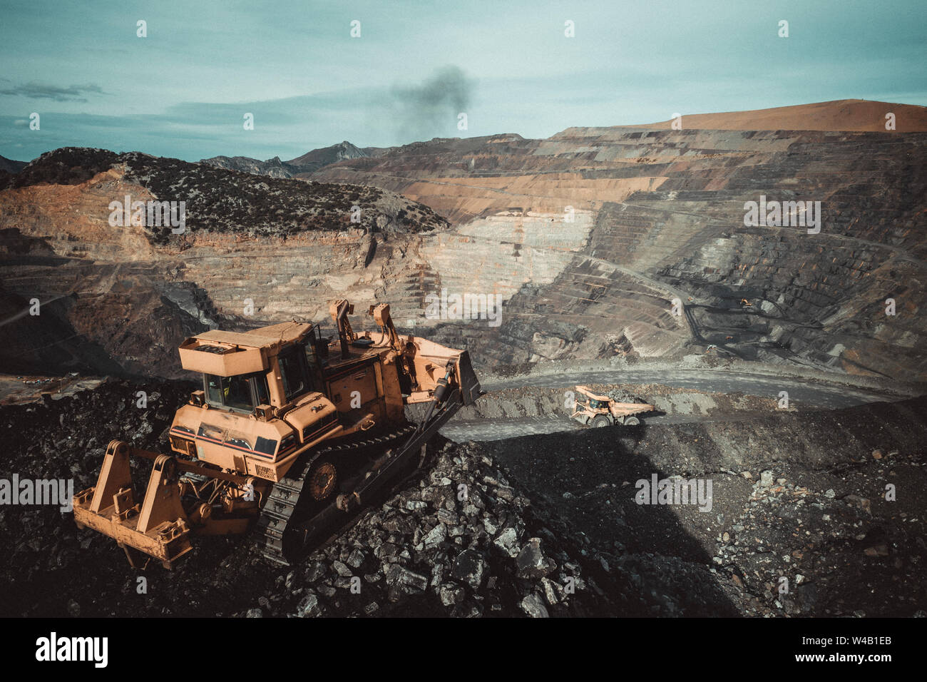 Camion tractor hi-res stock photography and images - Alamy