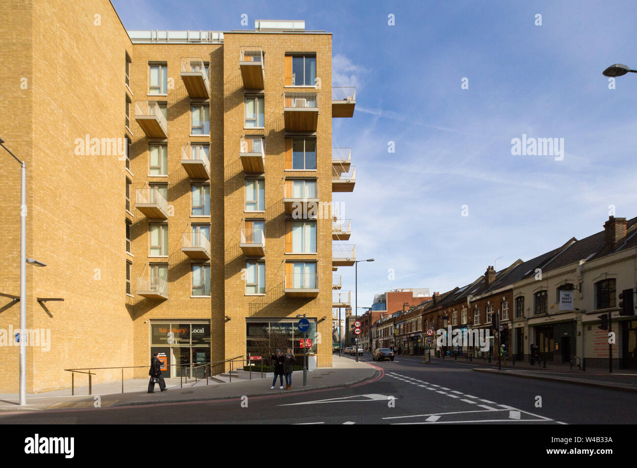 One southwark bridge road hi-res stock photography and images - Alamy