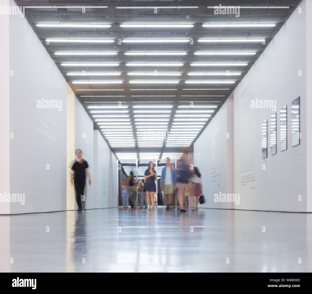 White cube london building hi-res stock photography and images - Alamy