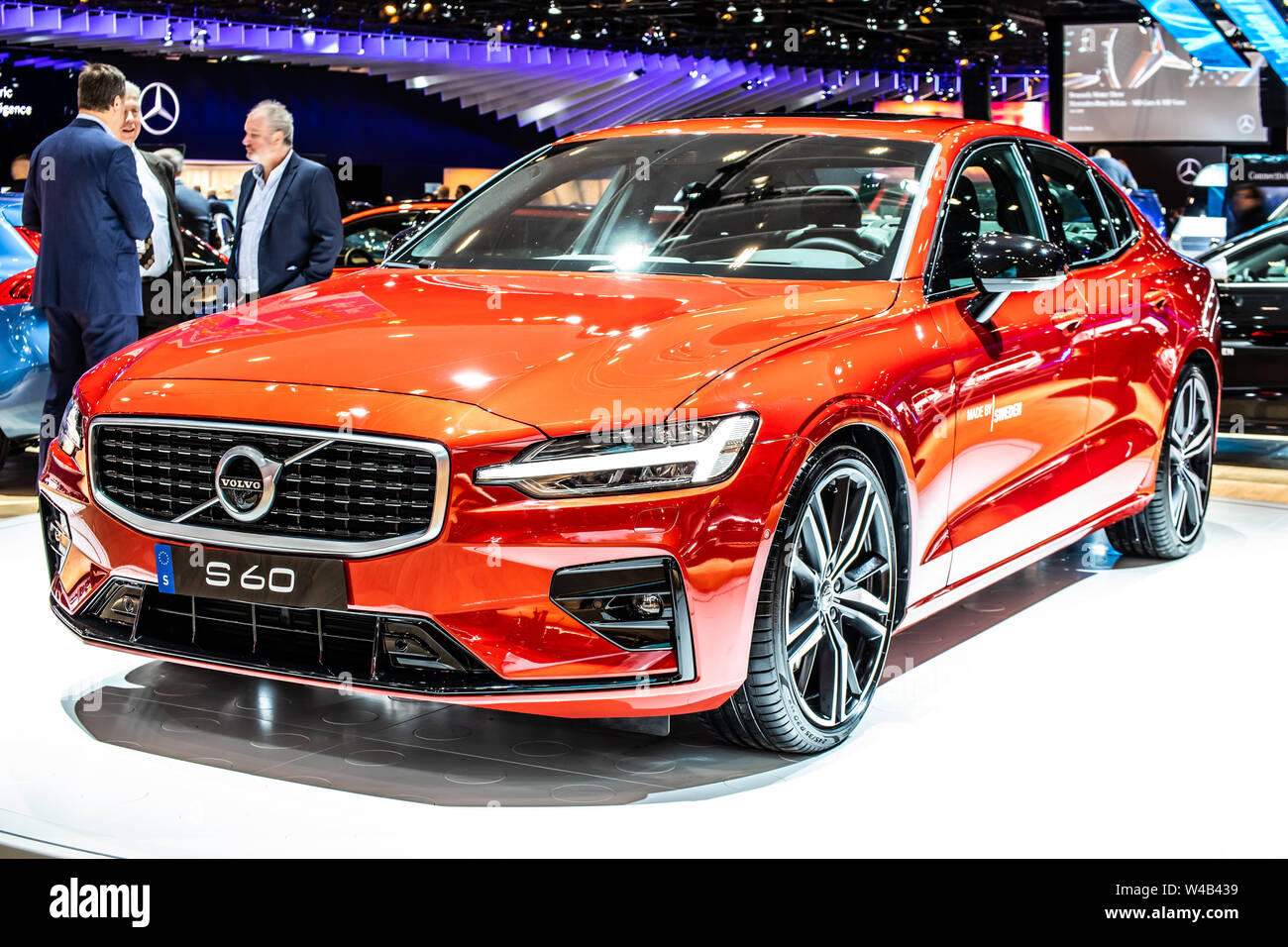 Luxury saloon car volvo hi-res stock photography and images - Alamy