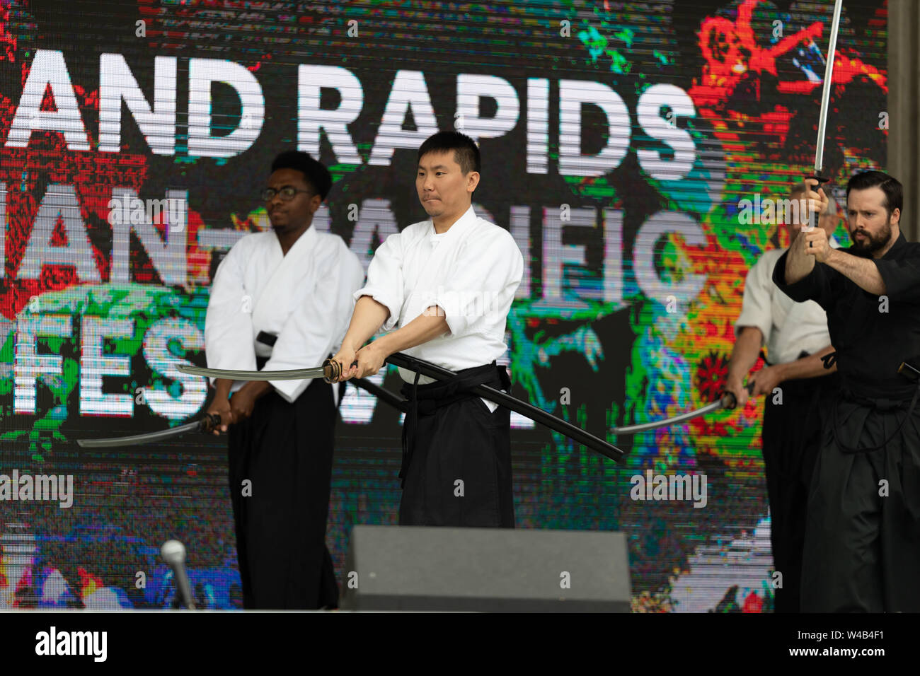 Swordsmanship hi-res stock photography and images - Alamy