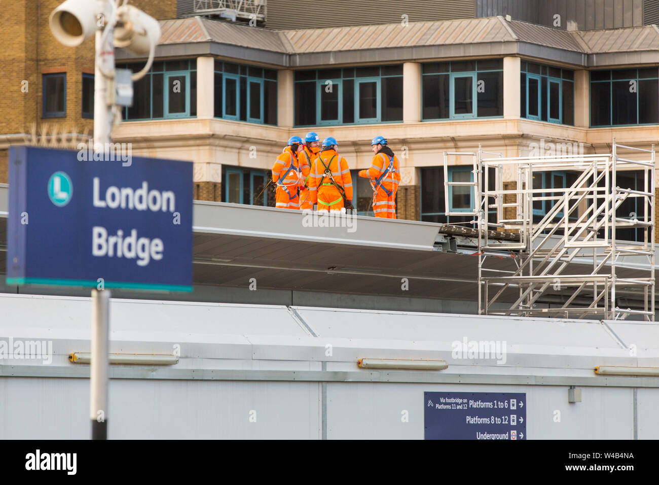 Construction vehicle logos hi-res stock photography and images - Alamy