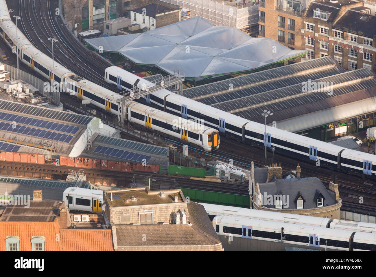 London bridge aerial borough market hi-res stock photography and images ...