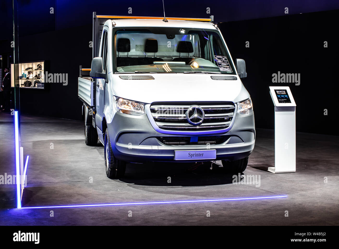 Brussels, Jan 2019 Mercedes Sprinter, Brussels Motor Show, Mercedes ...