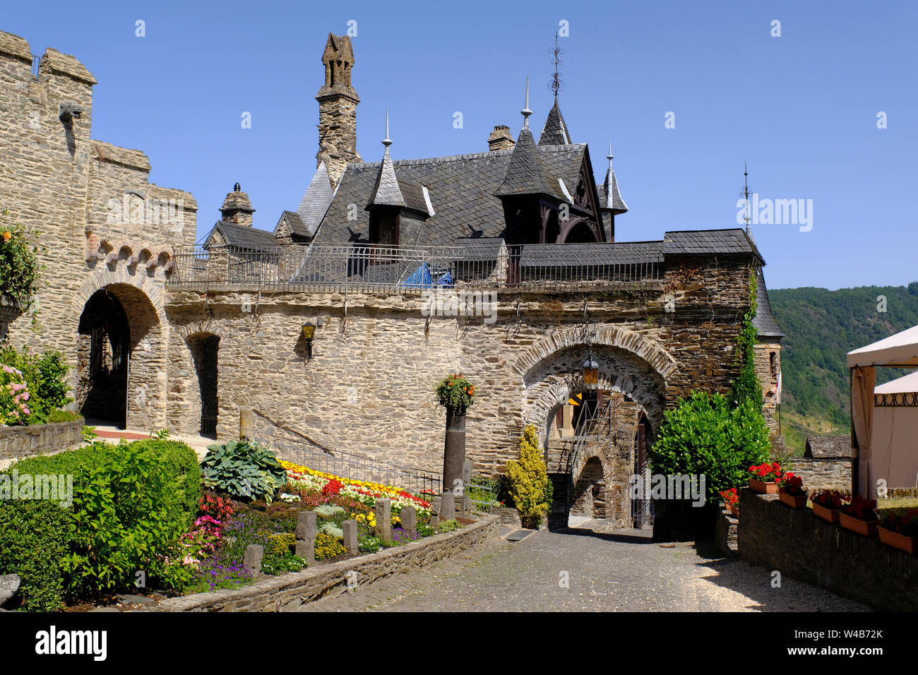 Cochem castle hi-res stock photography and images - Alamy