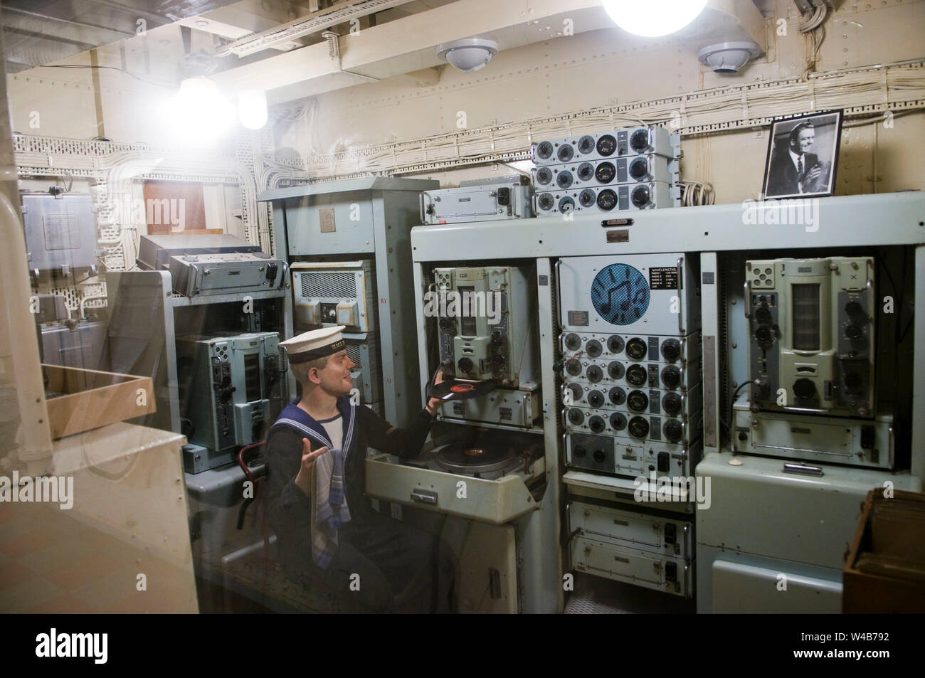 Hms belfast interior hi-res stock photography and images - Alamy