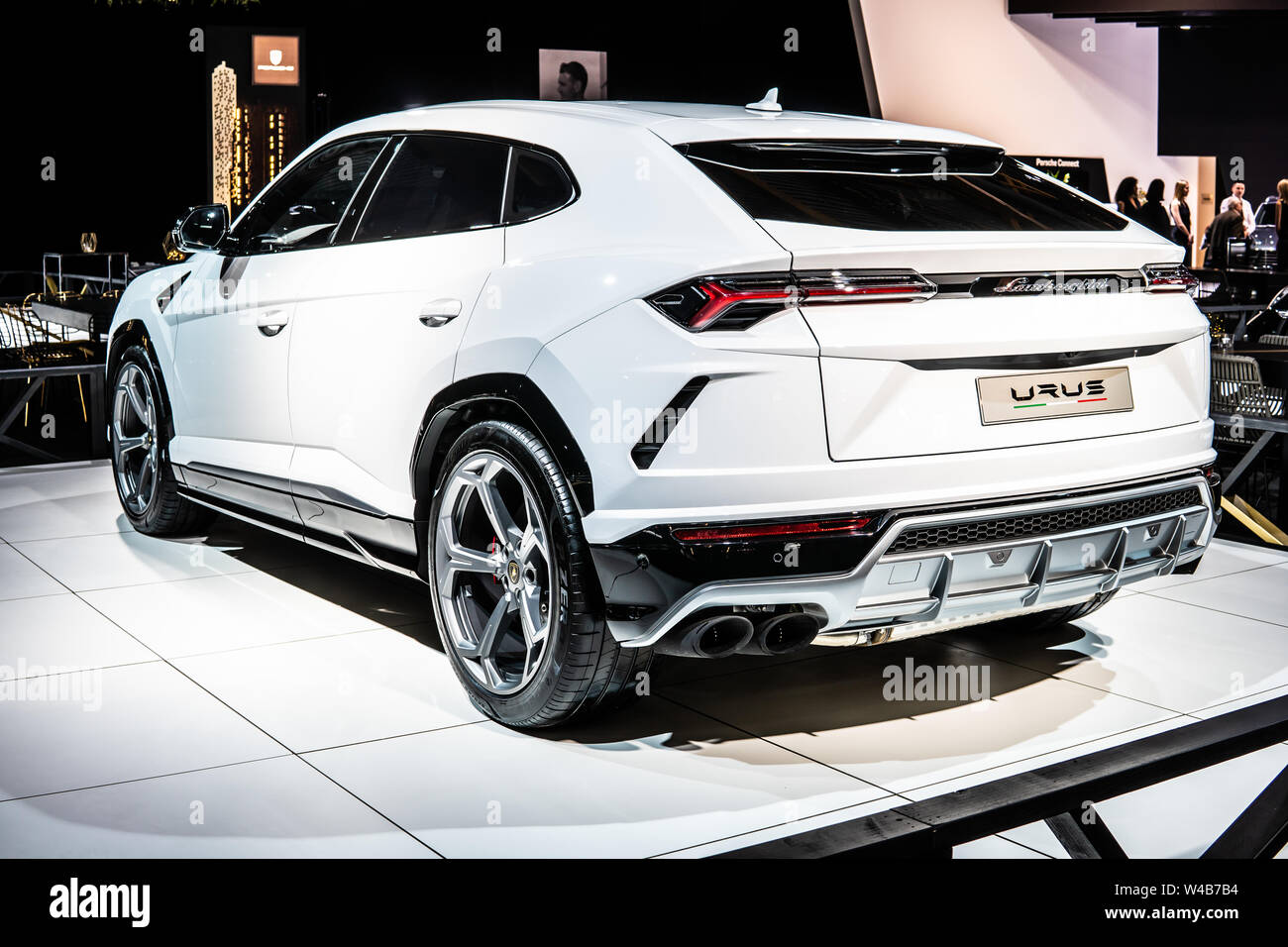 Lamborghini urus v8 auto hi-res stock photography and images - Alamy