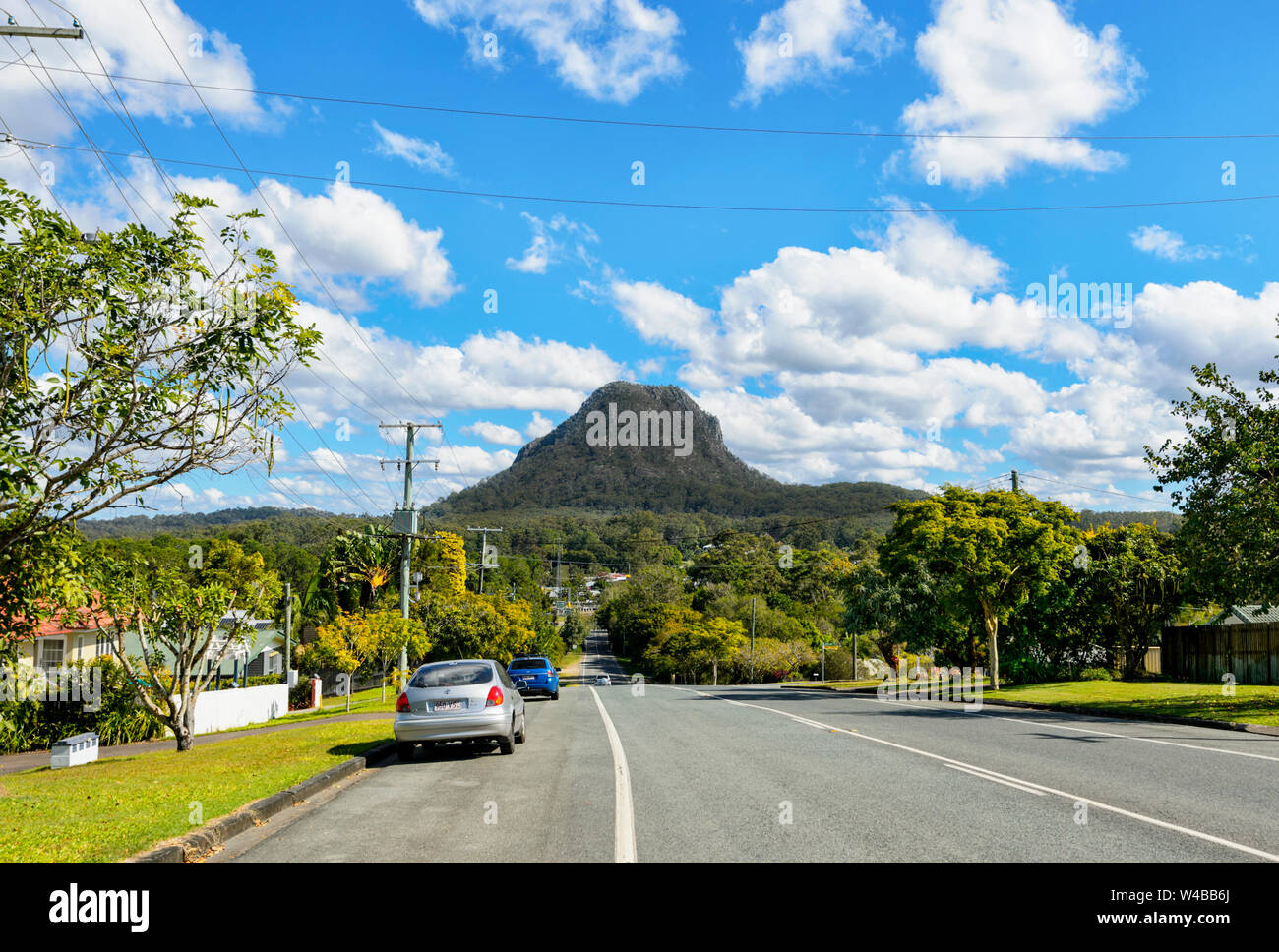 View of Mt Cooroora from Pomona main street, Hinterland, Sunshine Coast ...
