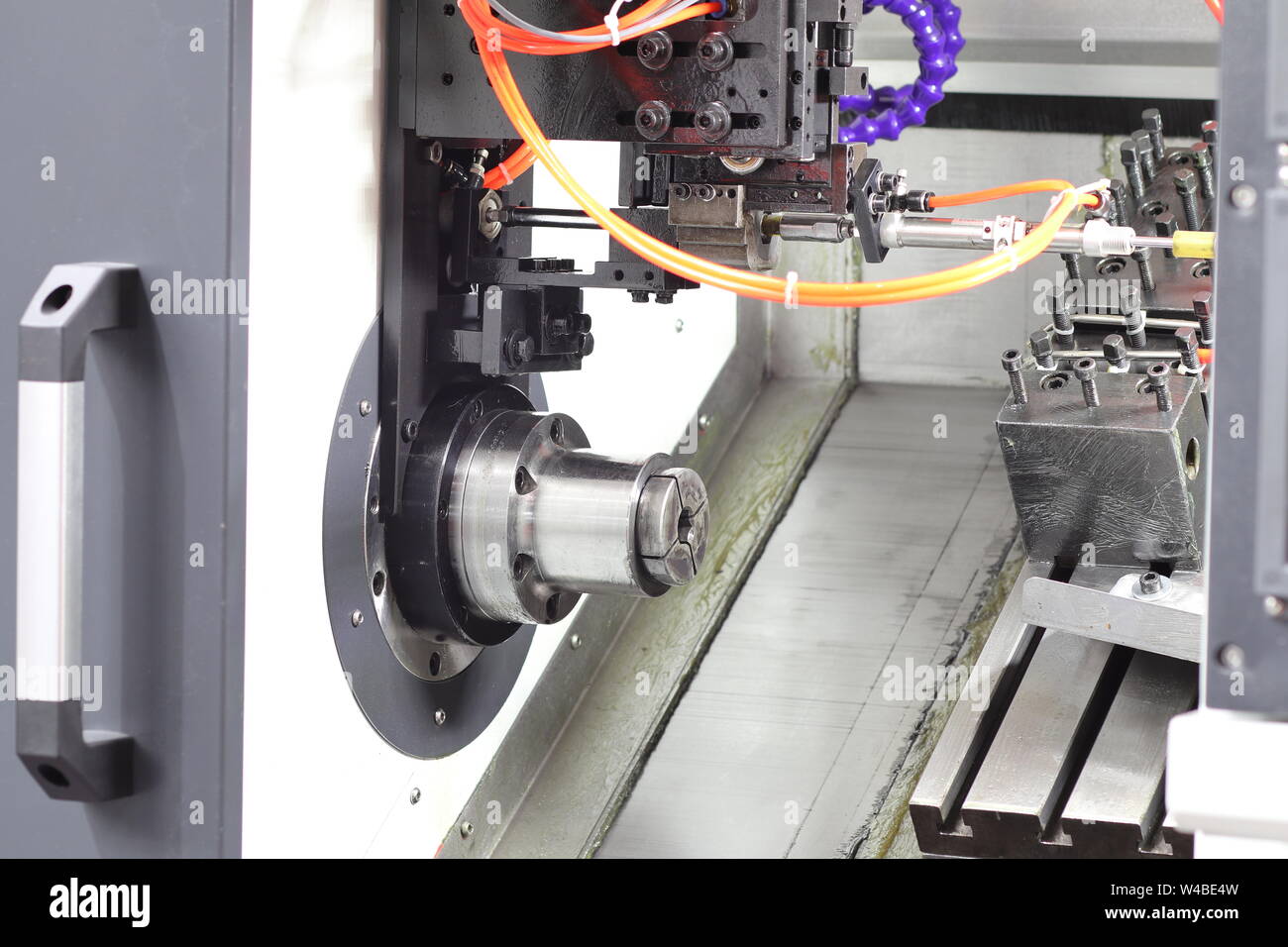 Machine shop metal lathes hi-res stock photography and images - Alamy