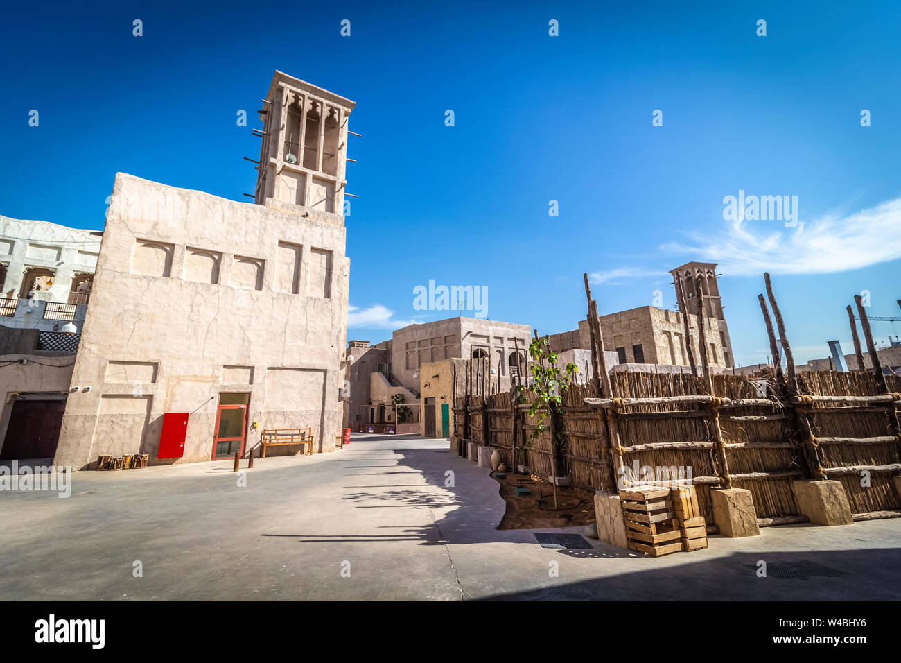 Architecture of buildings in the Arab style Stock Photo - Alamy