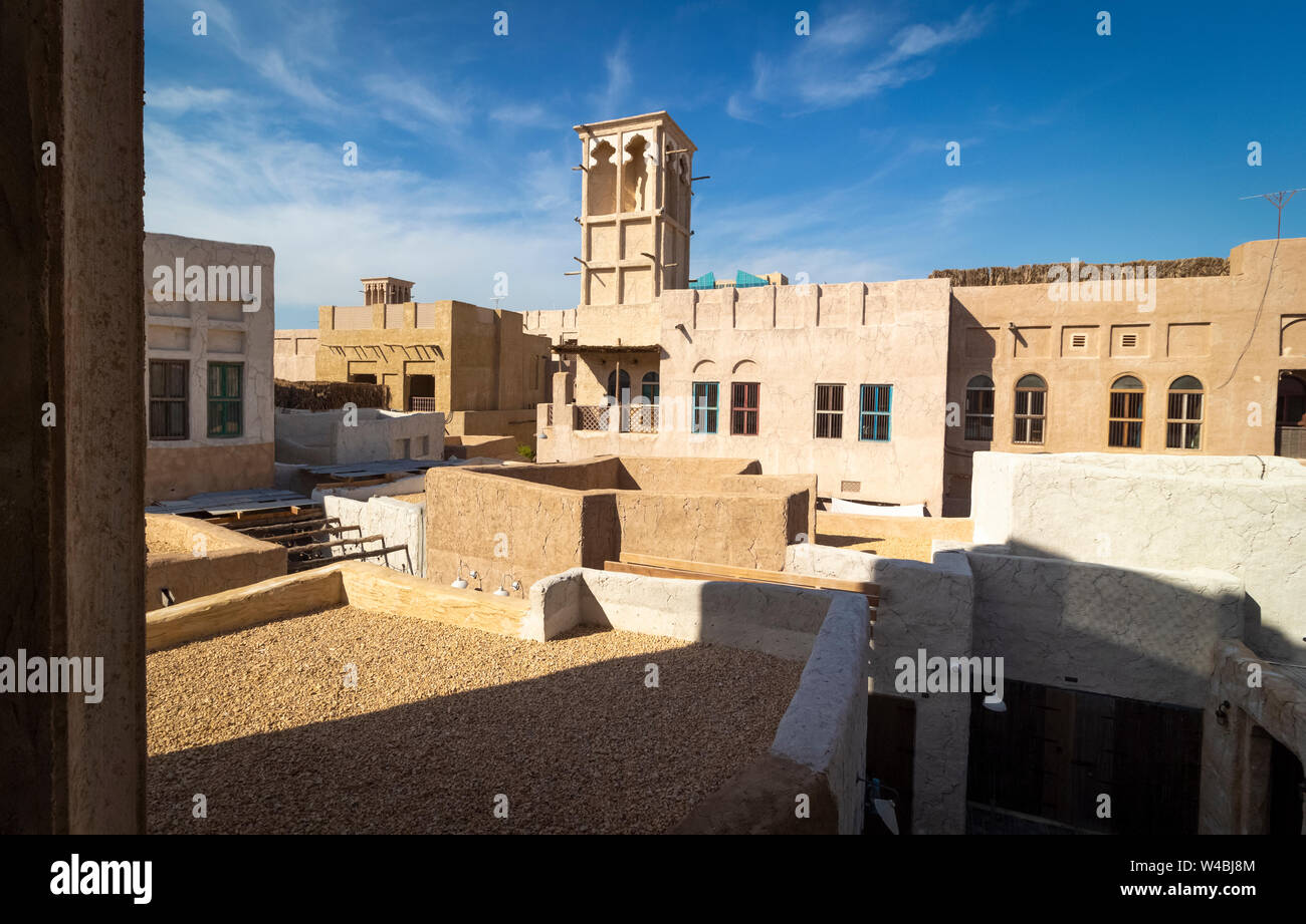 Architecture of buildings in the Arab style Stock Photo - Alamy