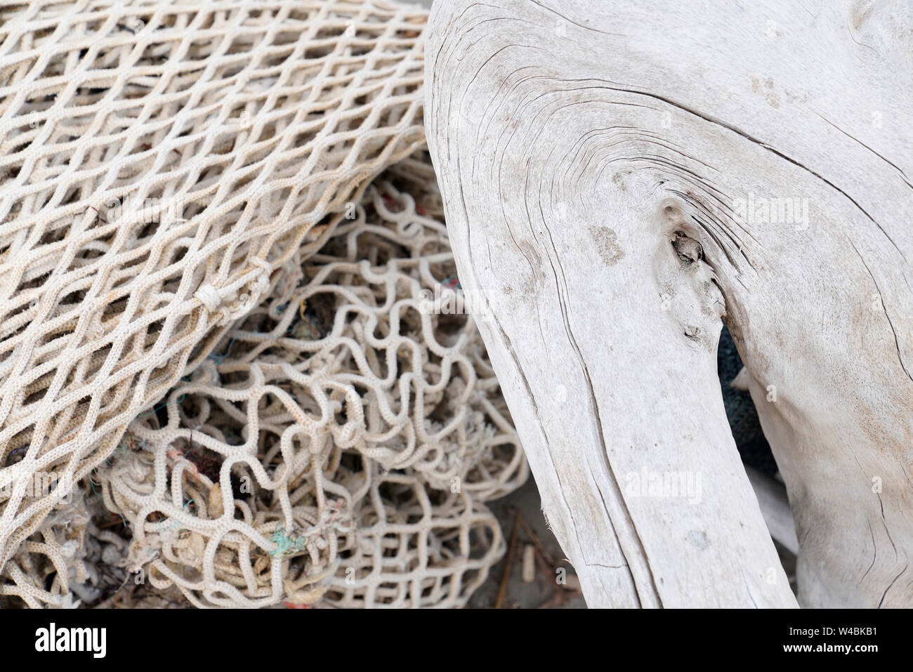 Washed out wood hi-res stock photography and images - Alamy