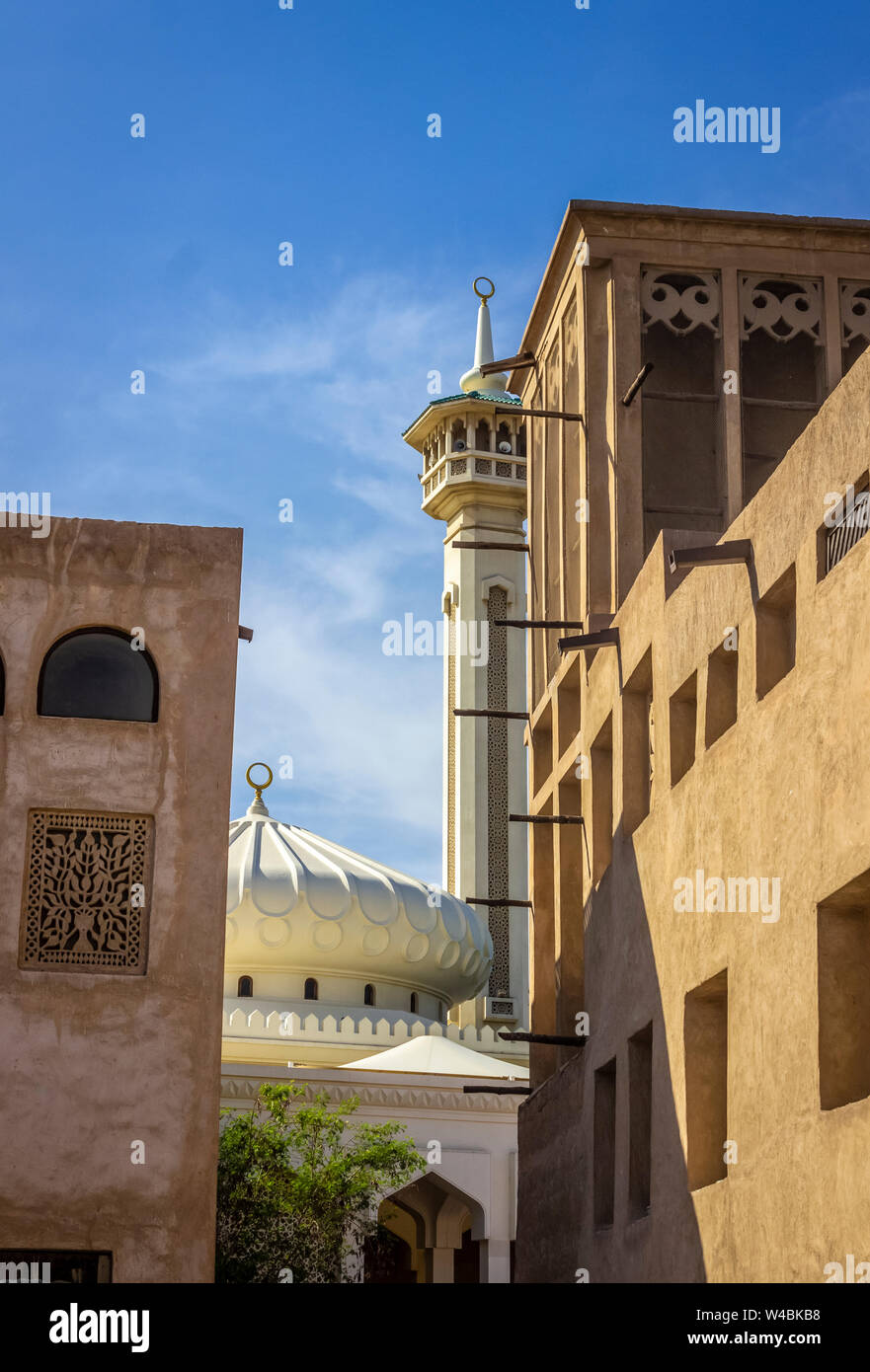 Architecture of buildings in the Arab style Stock Photo - Alamy