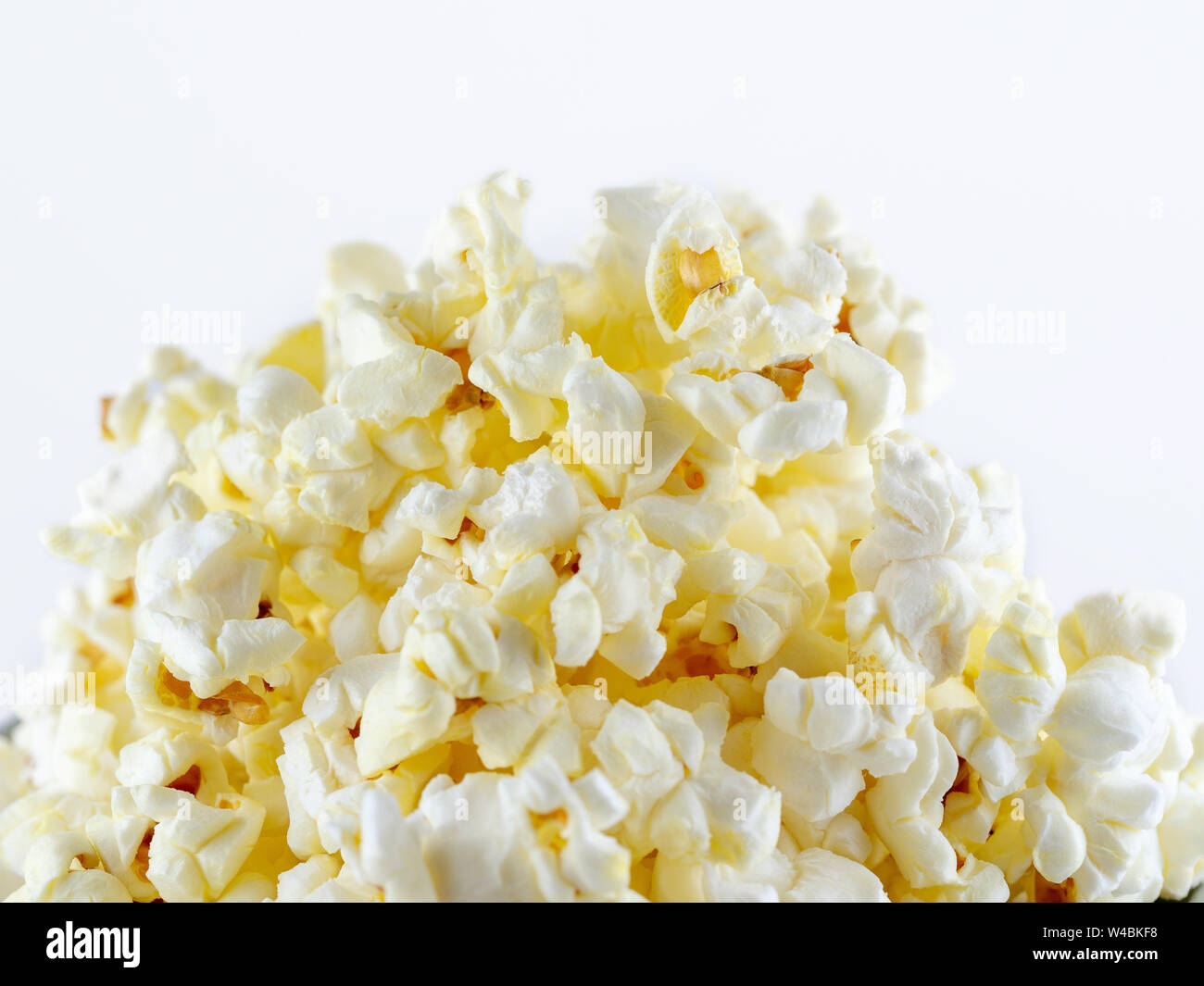Popcorn texture background Stock Photo - Alamy